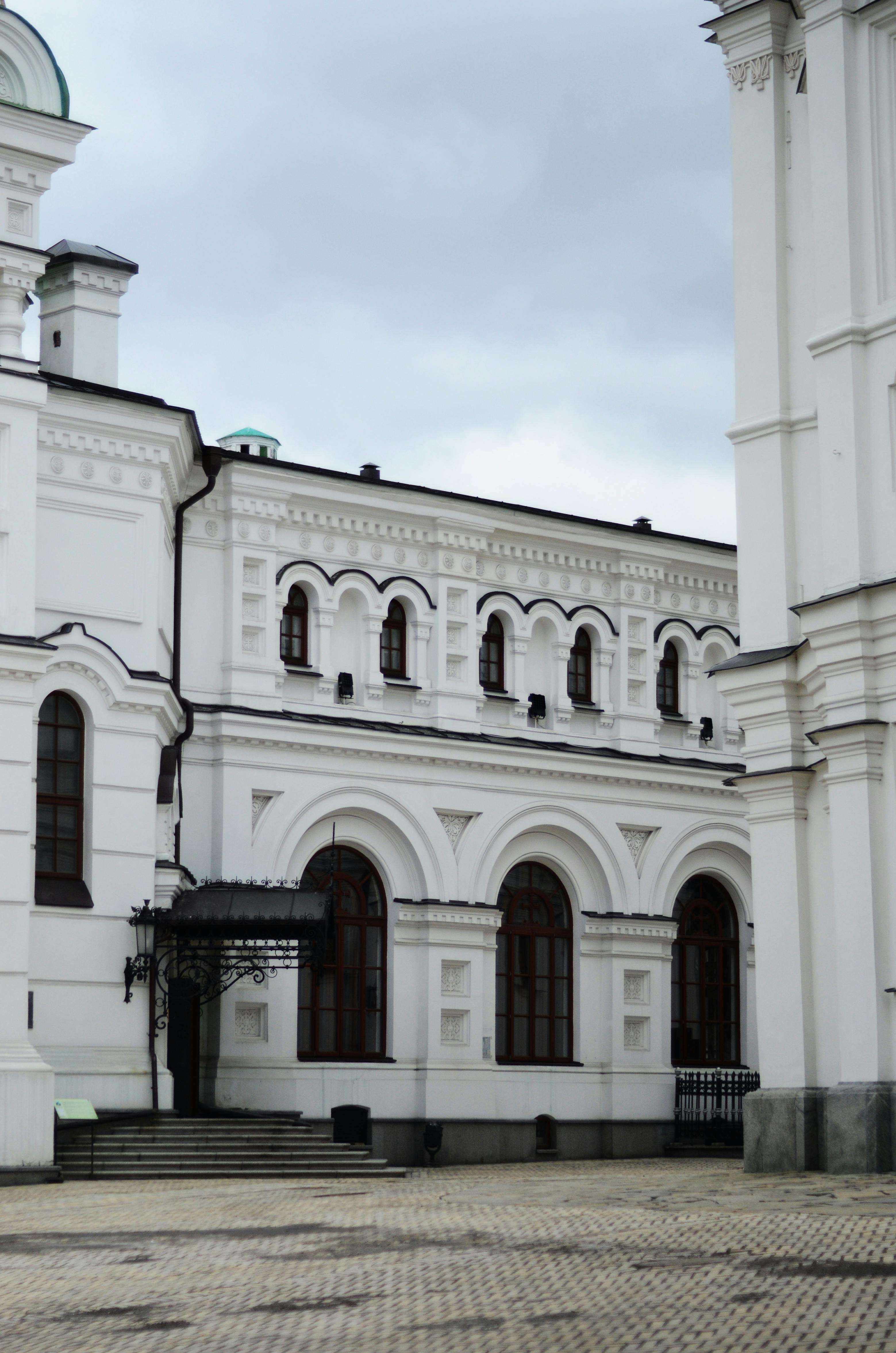 Refectories Photos, Download The BEST Free Refectories Stock Photos ...