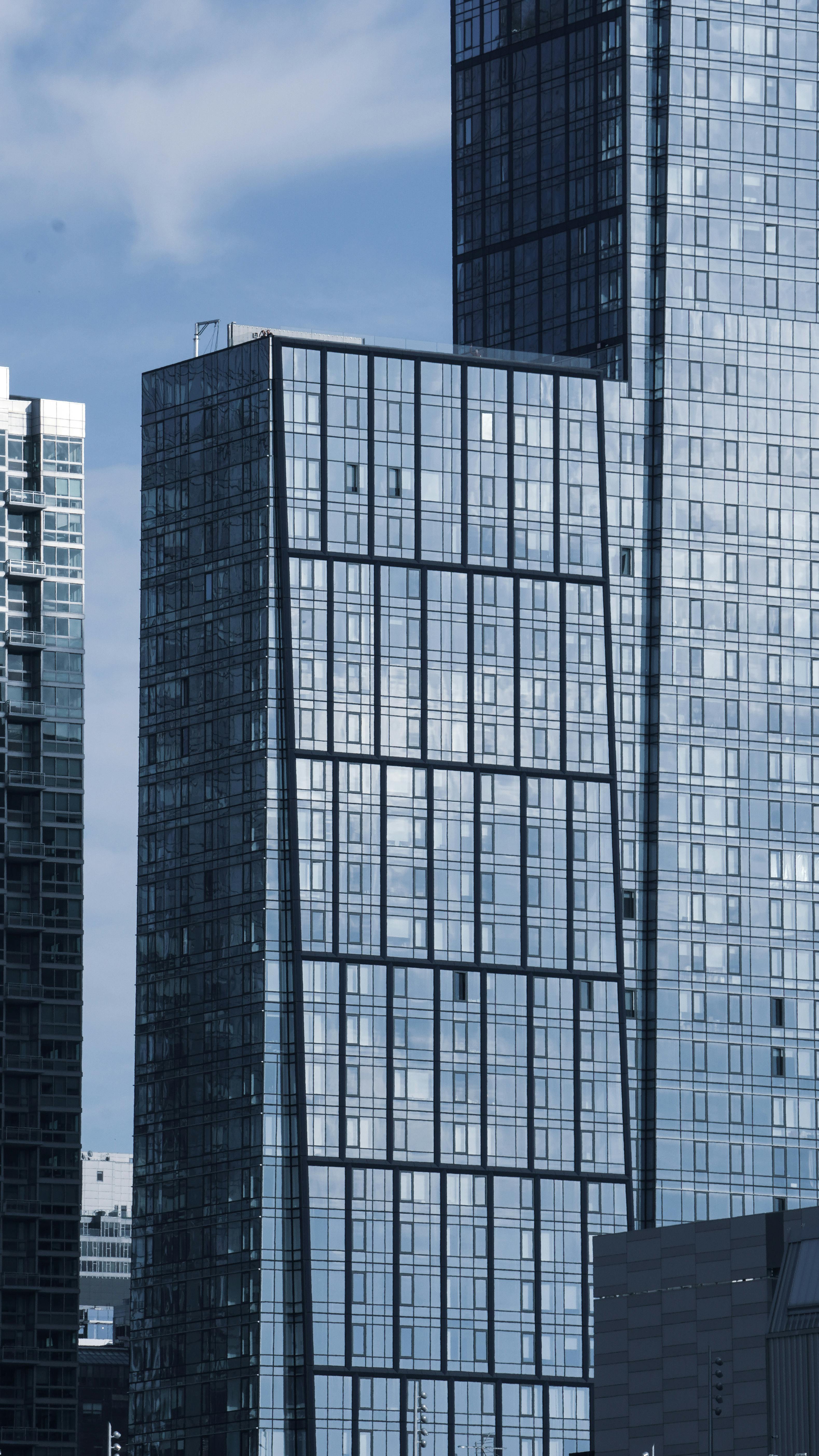 Lyra Building in Manhattan · Free Stock Photo