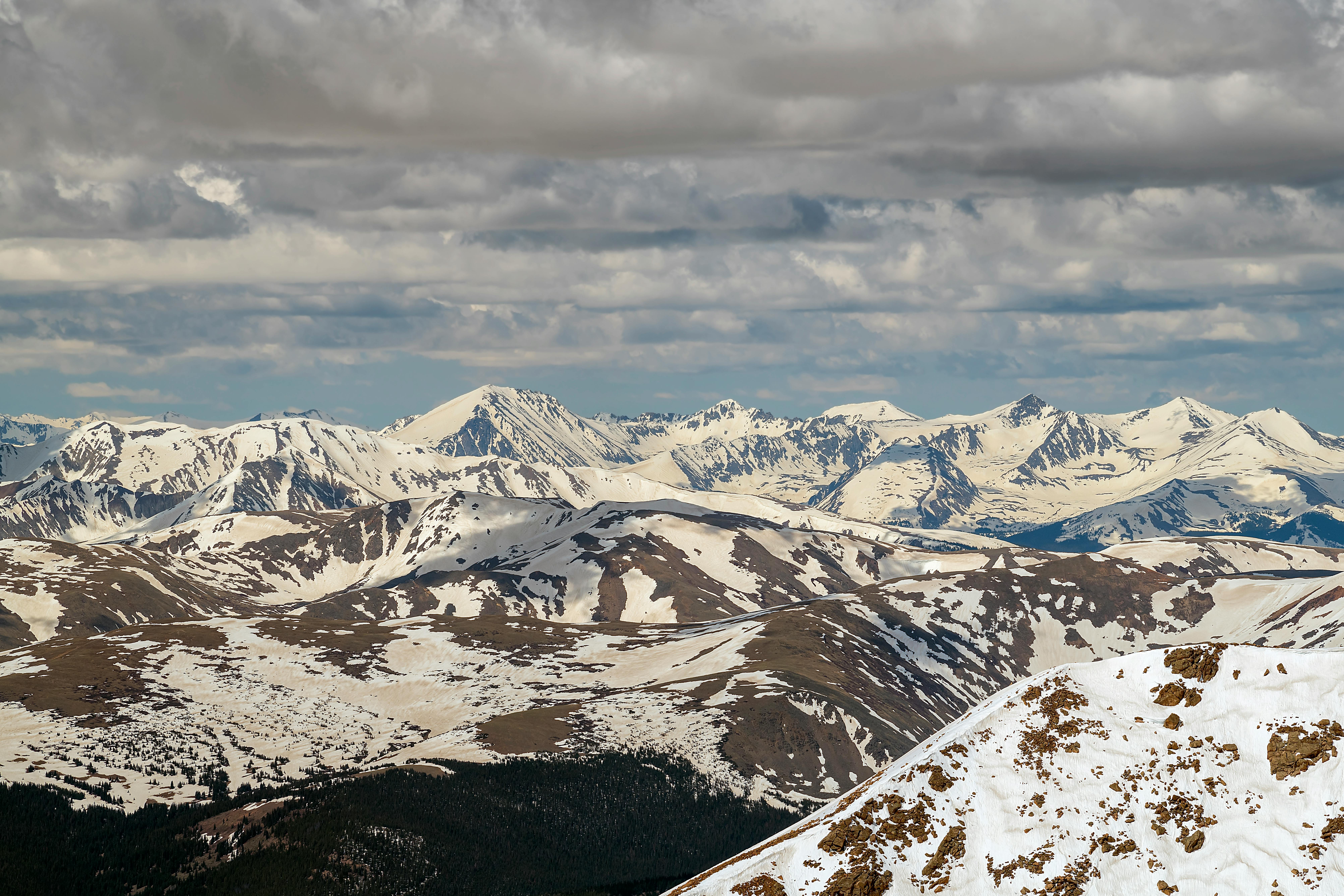 Snow in Mountains · Free Stock Photo