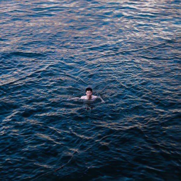 Man In Water Photos, Download The BEST Free Man In Water Stock Photos ...