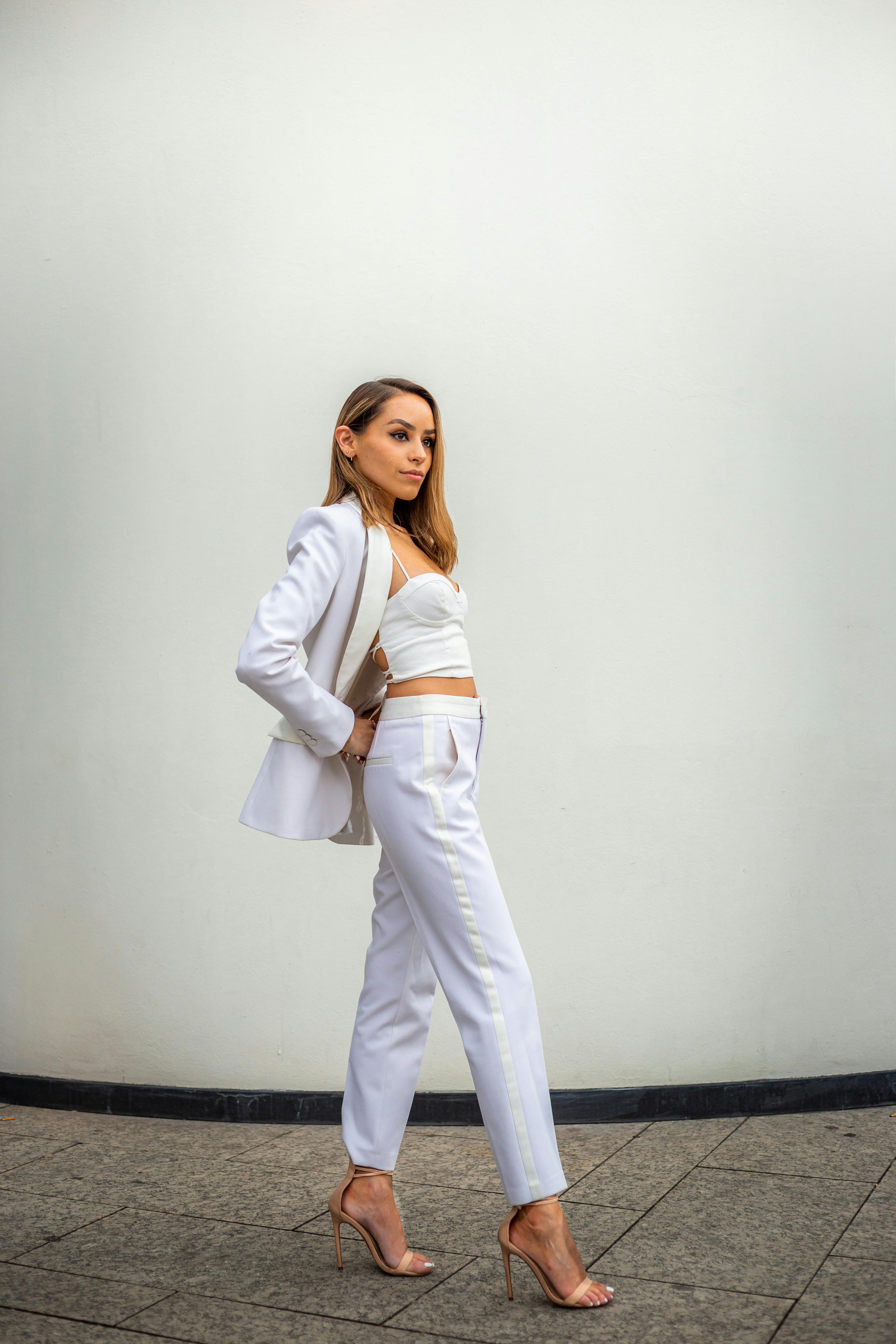 Fashion Outfit Photos, Download The BEST Free Fashion Outfit Stock ...