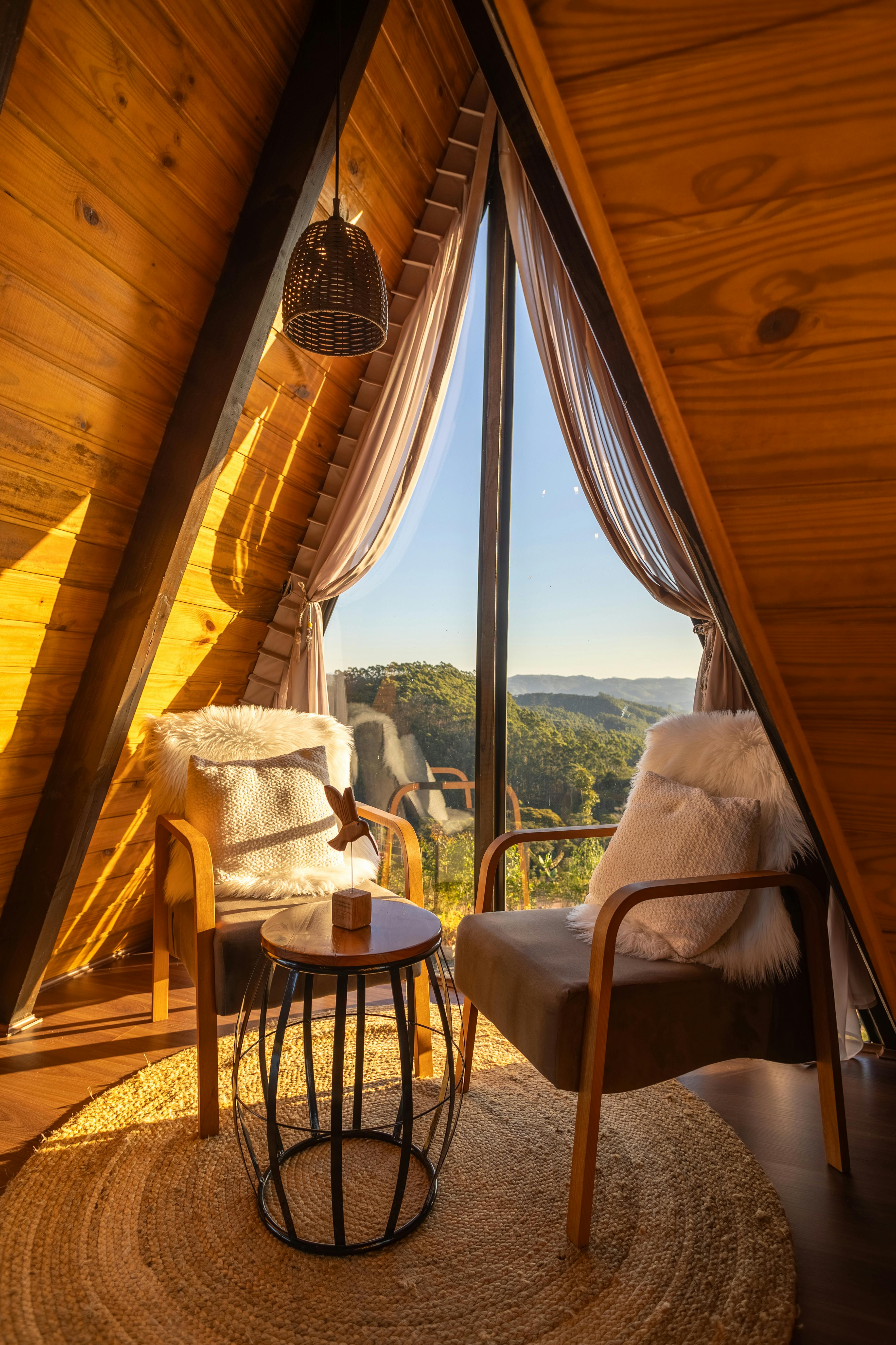 Interior Design of Hut · Free Stock Photo