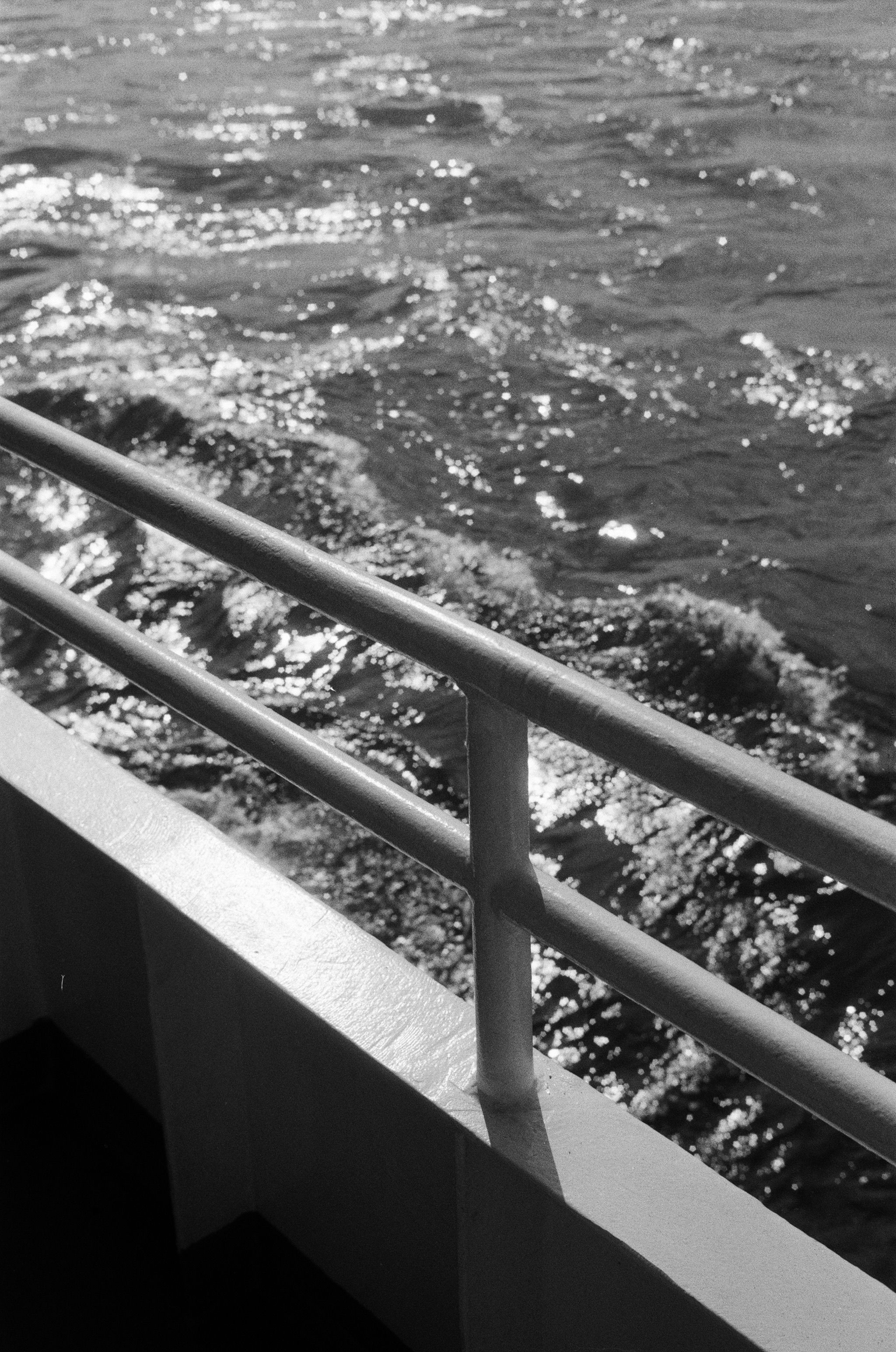 Wavy Rails Photos, Download The BEST Free Wavy Rails Stock Photos & HD ...
