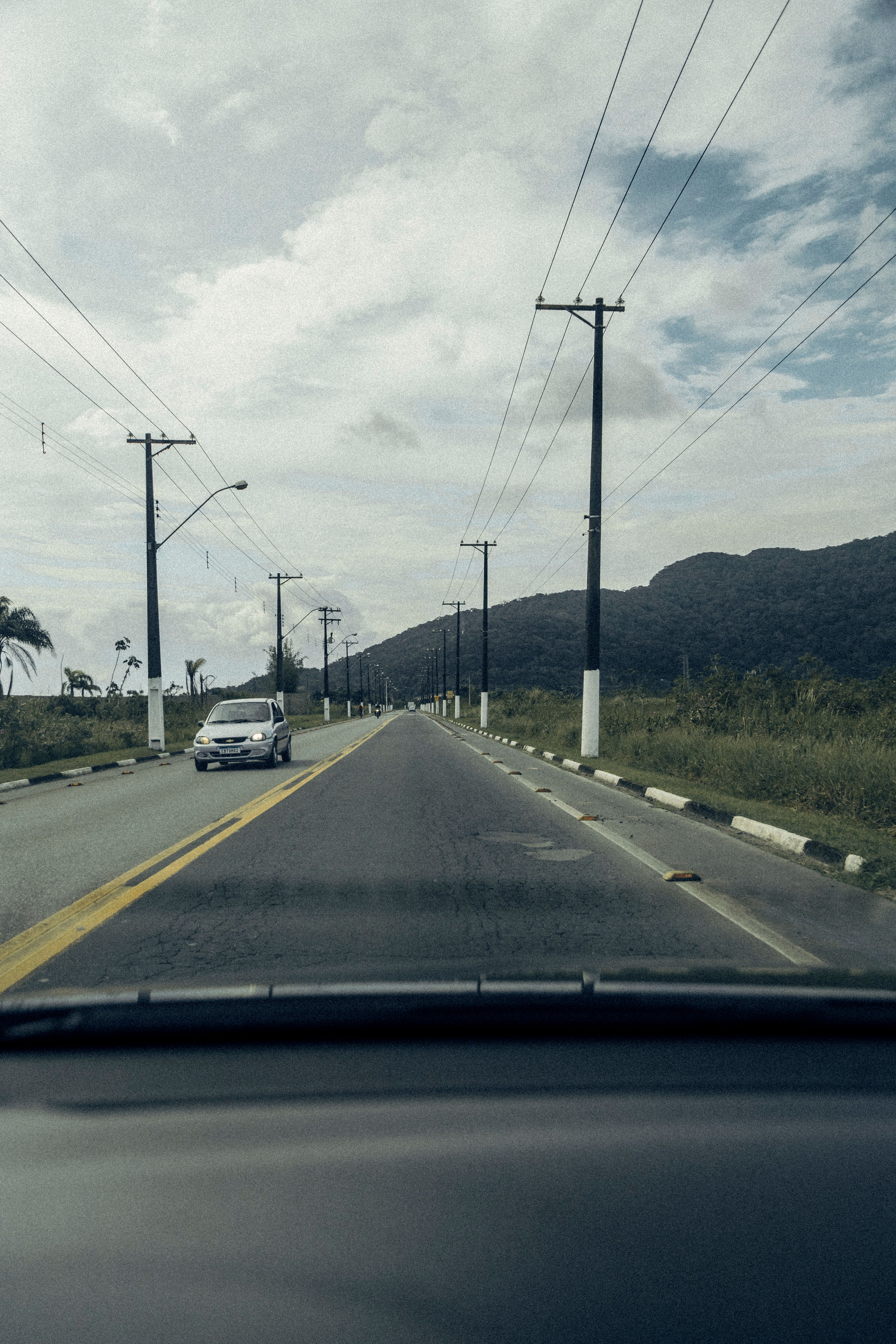 Foto profissional gratuita de ao ar livre, asfalto, automóvel, aventura ...