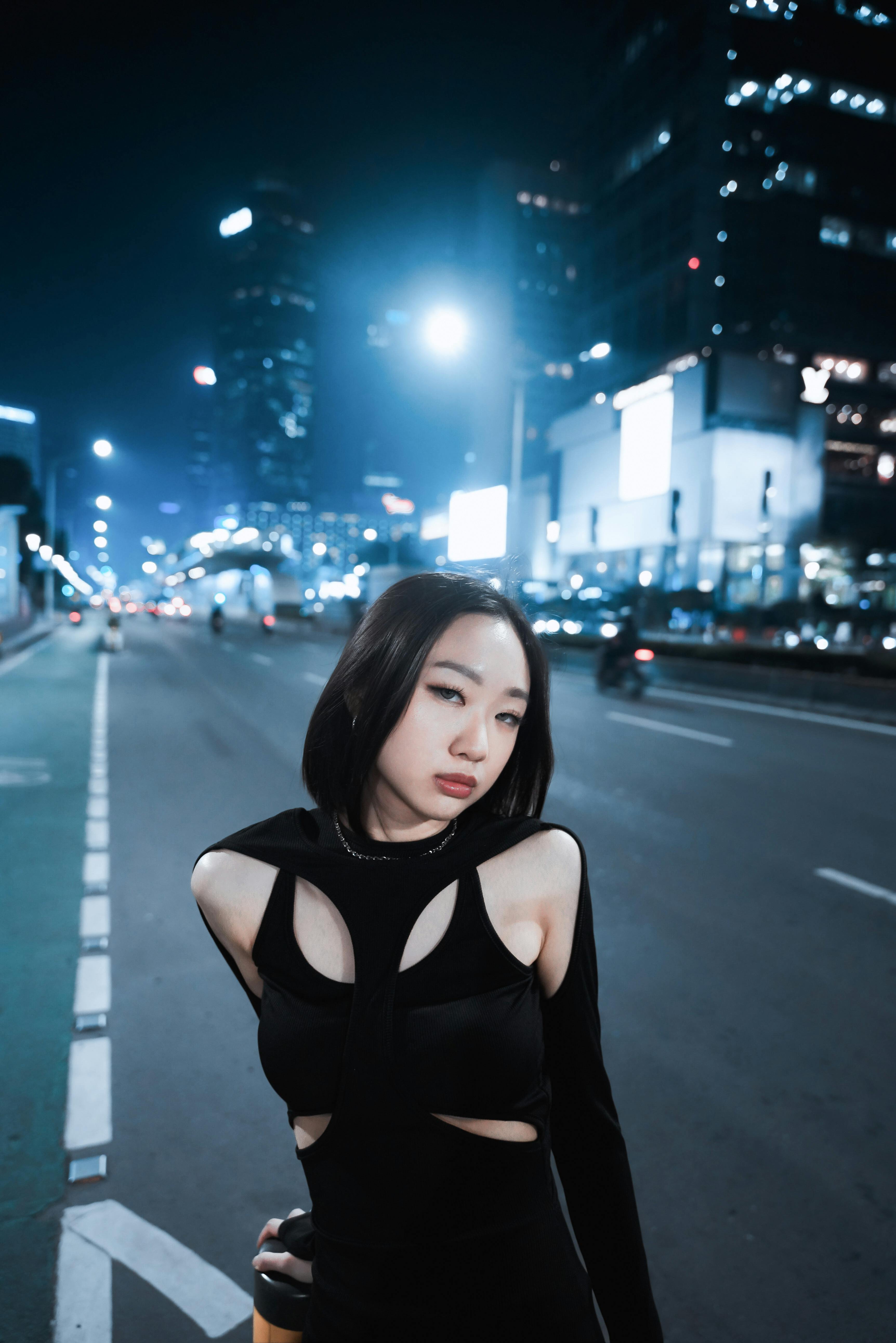 Cityscape Female Model Photos, Download The BEST Free Cityscape Female ...