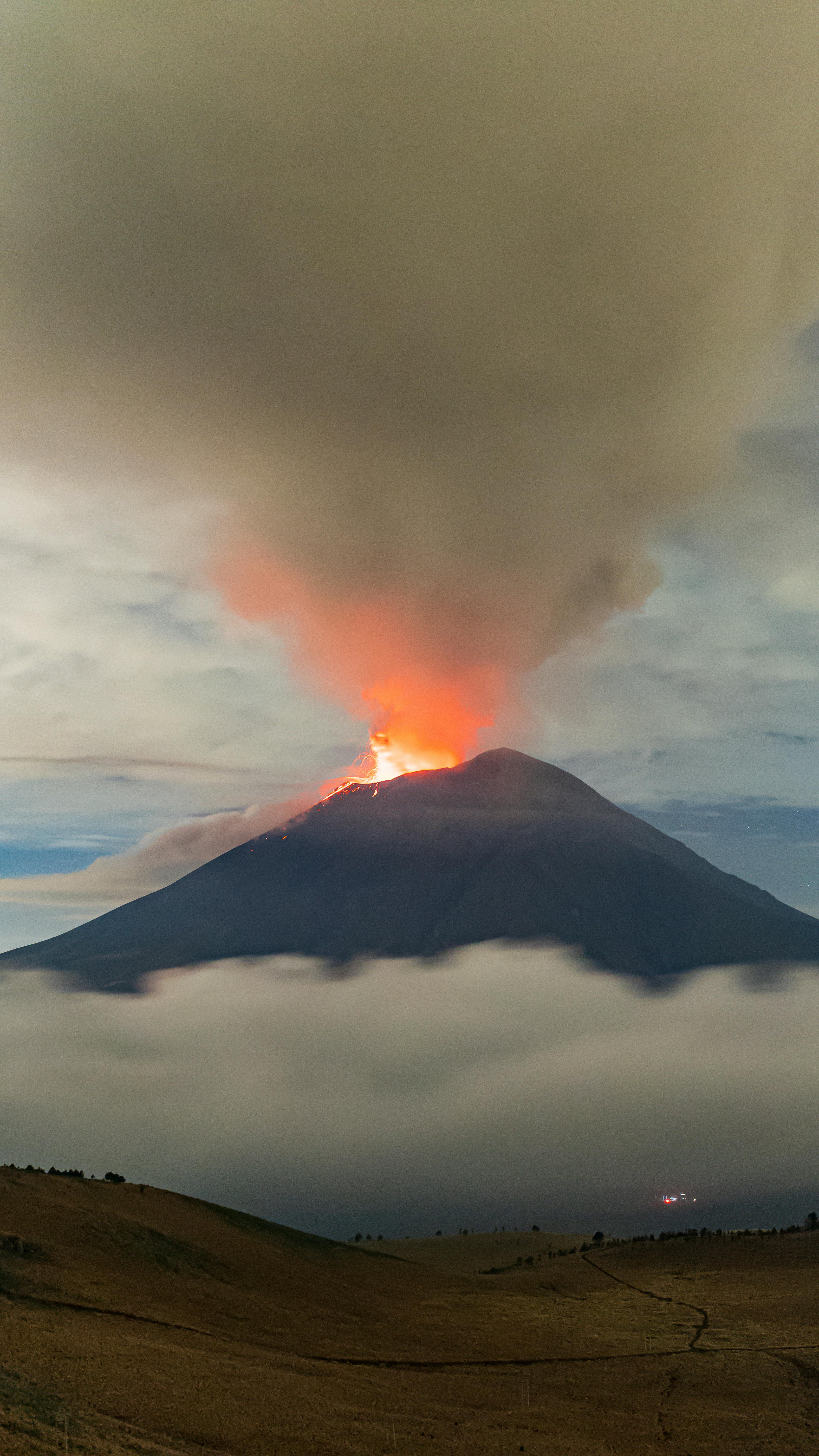 Erupting Volcano in Mexico · Free Stock Photo