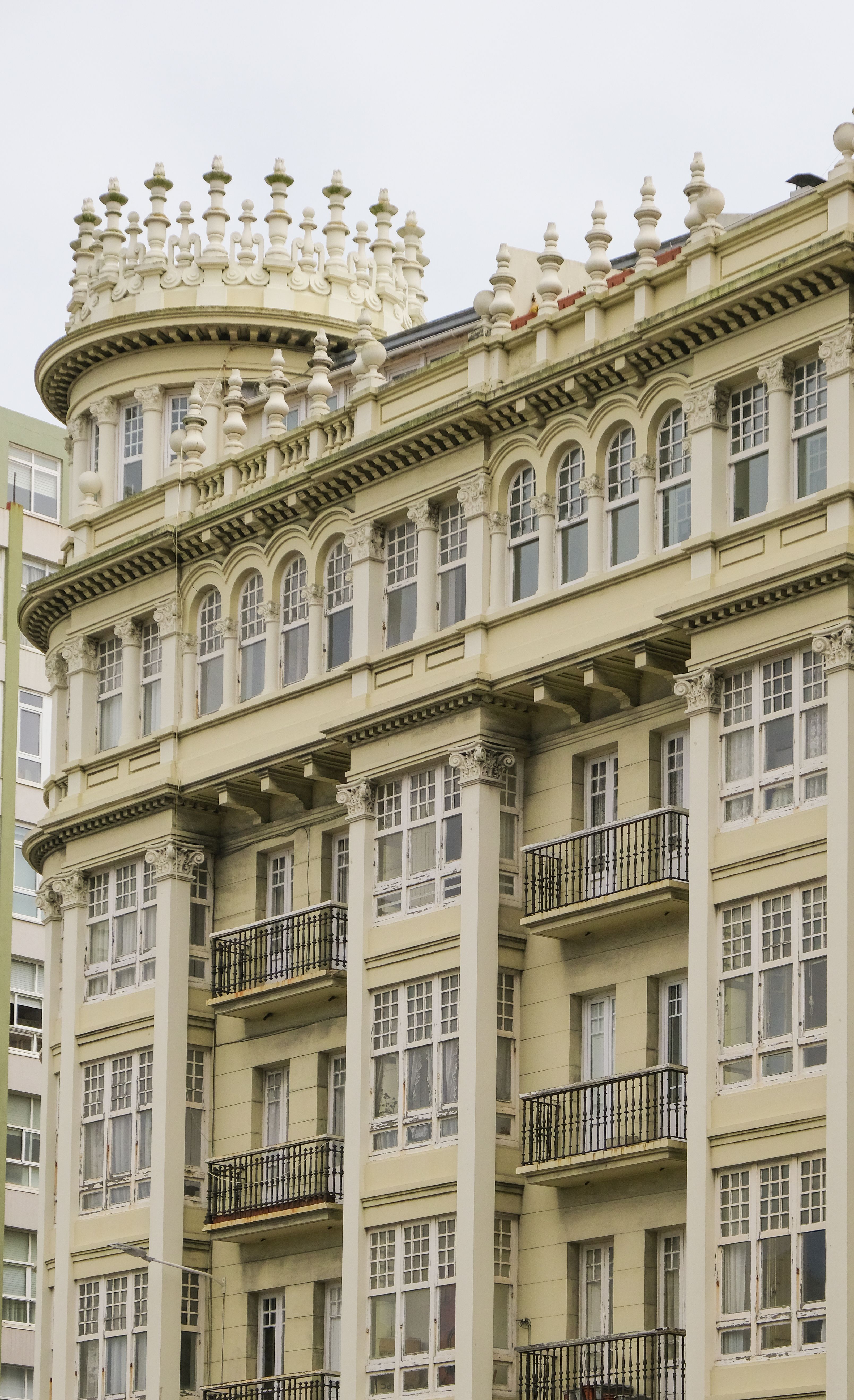 Facade of Casa Escariz in A Coruna, Spain · Free Stock Photo
