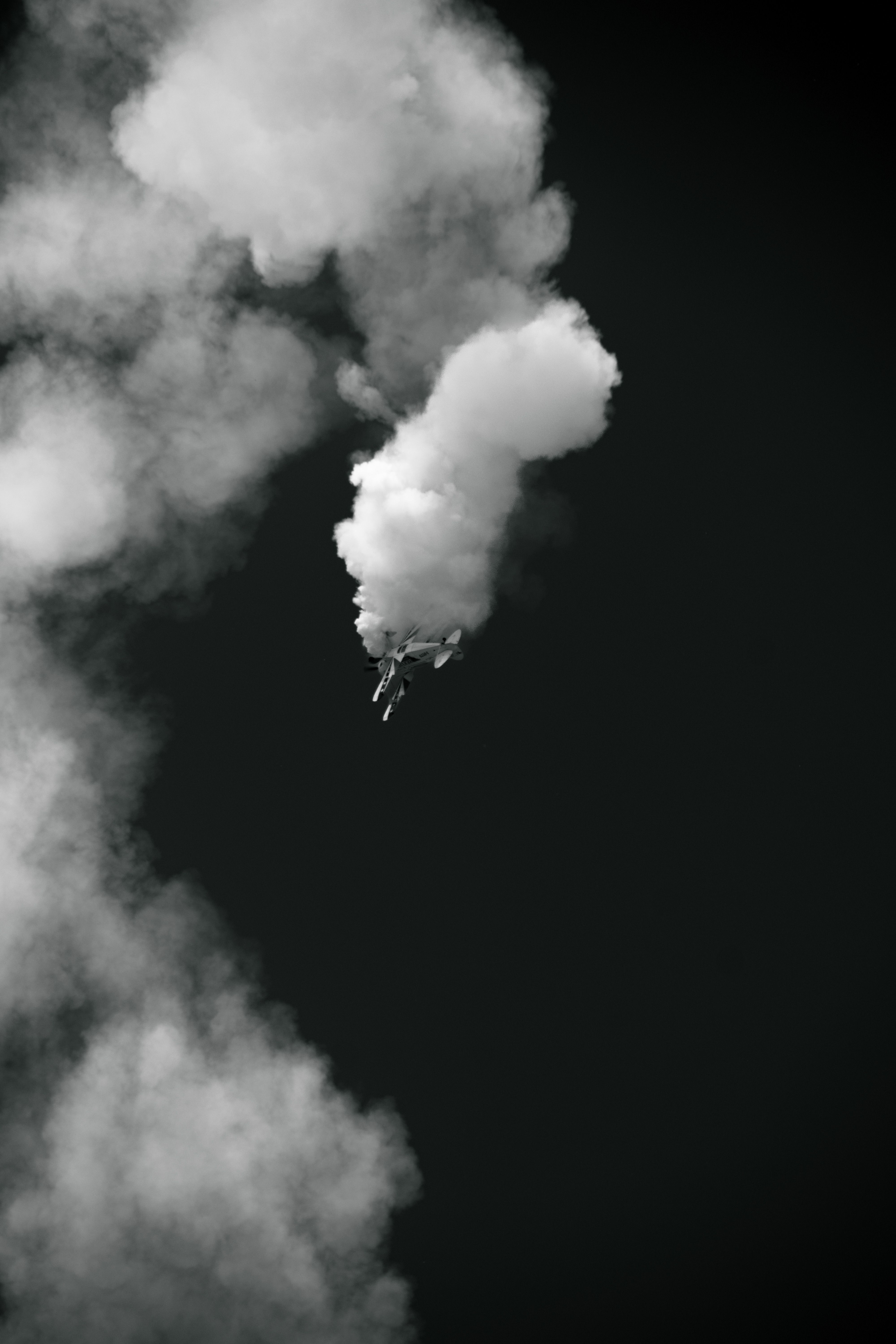 Smoke behind Airplane Flying at Airshow · Free Stock Photo