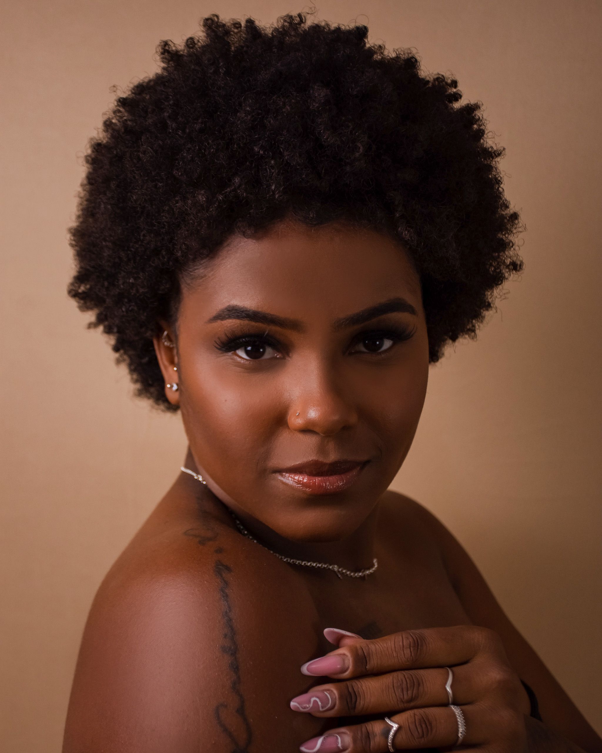 Ebony Model Photos, Download The BEST Free Ebony Model Stock Photos ...