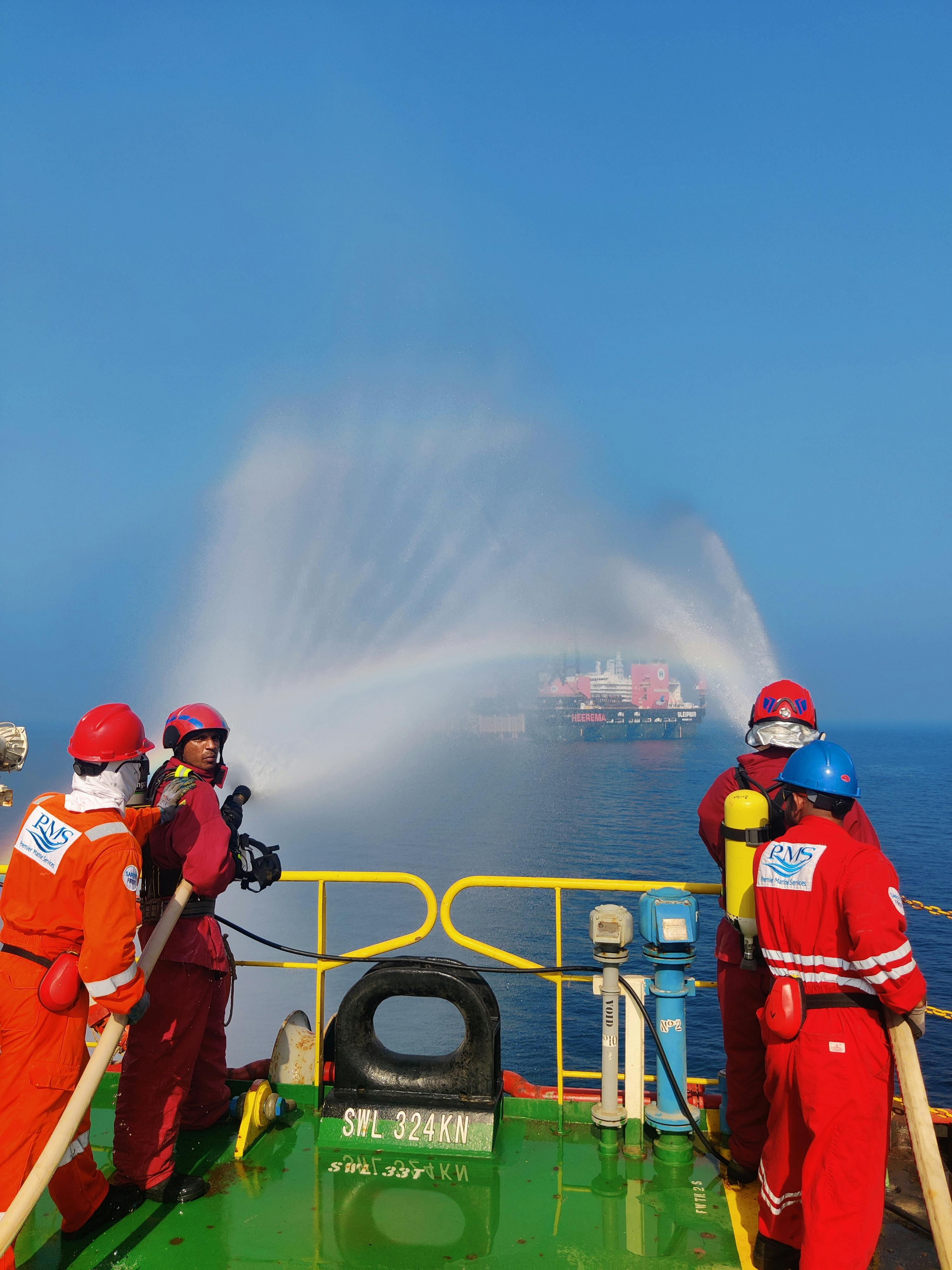 Emergency Boat Photos, Download The BEST Free Emergency Boat Stock ...