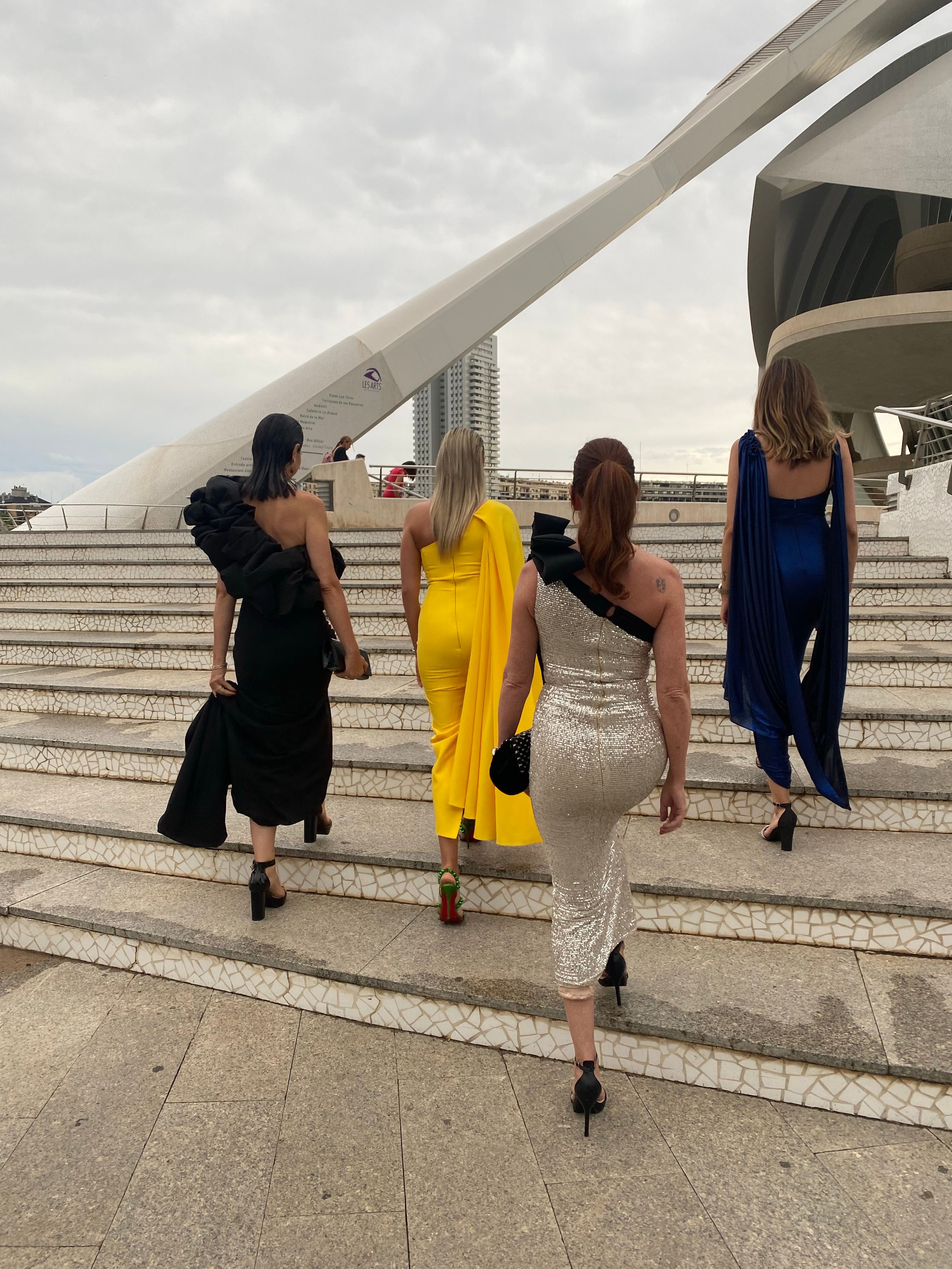 Well Dressed Women Walking · Free Stock Photo