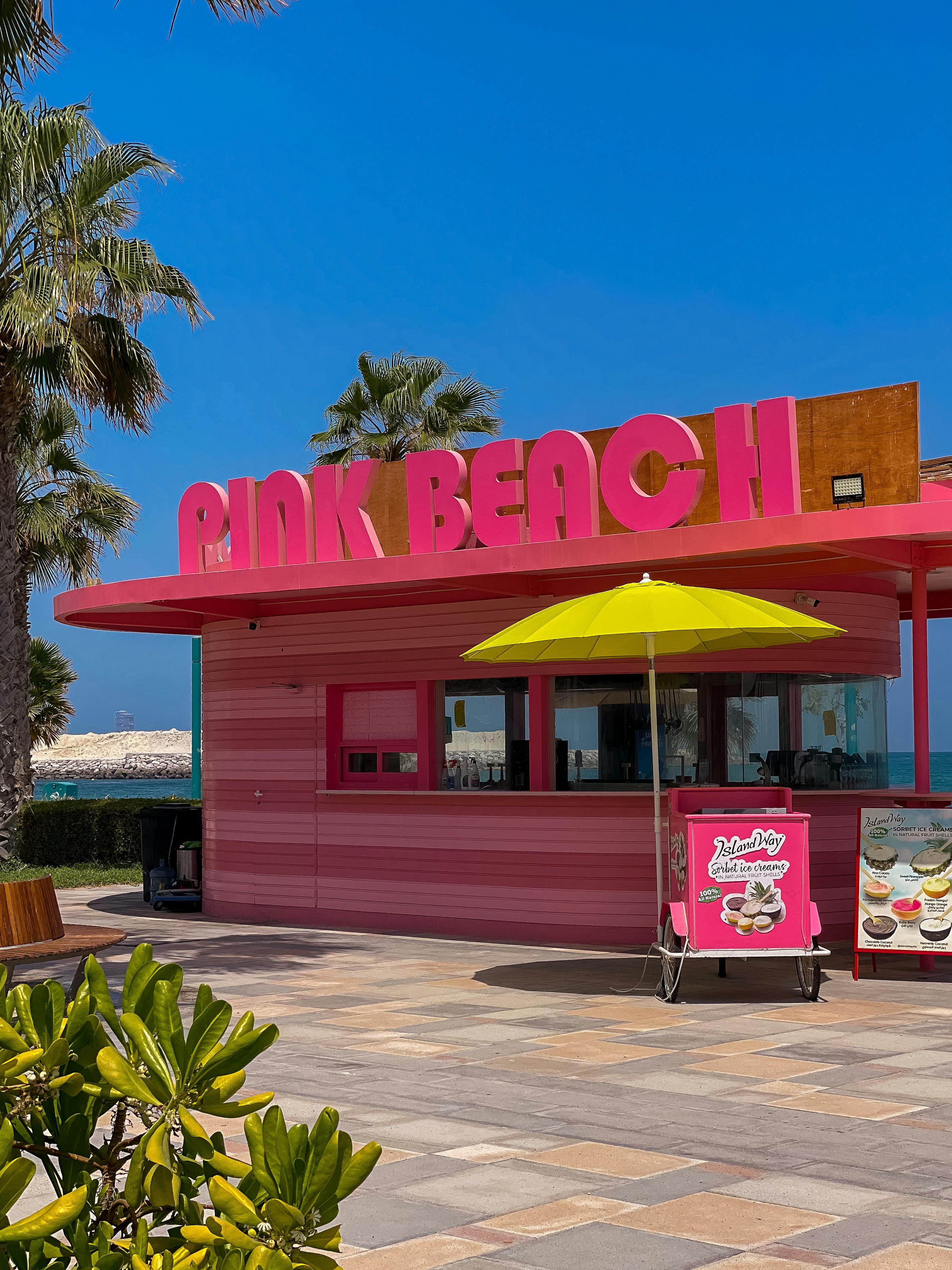 Pink Food Bar on Beach · Free Stock Photo
