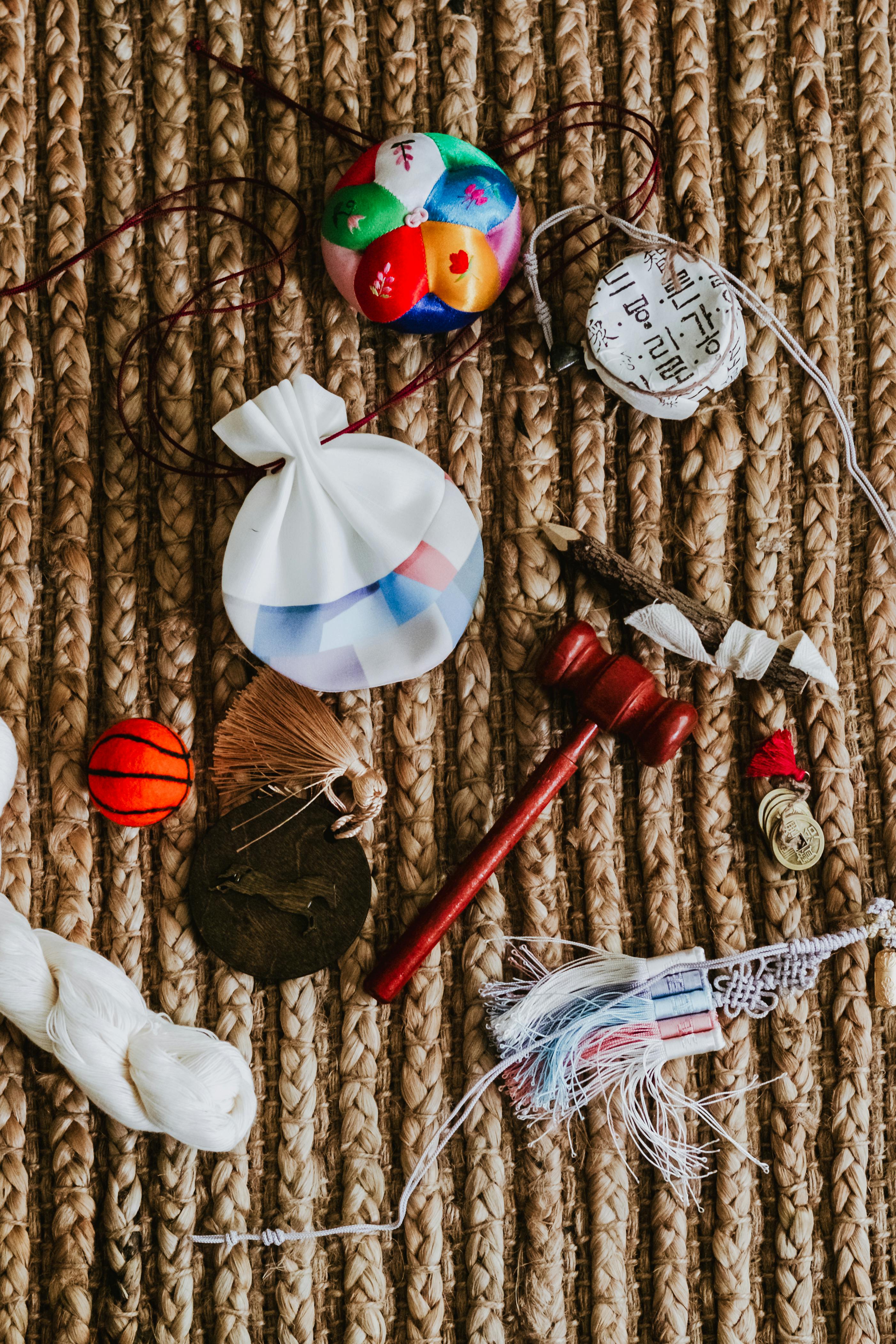 Items With Unique Color Photos, Download The BEST Free Items With ...