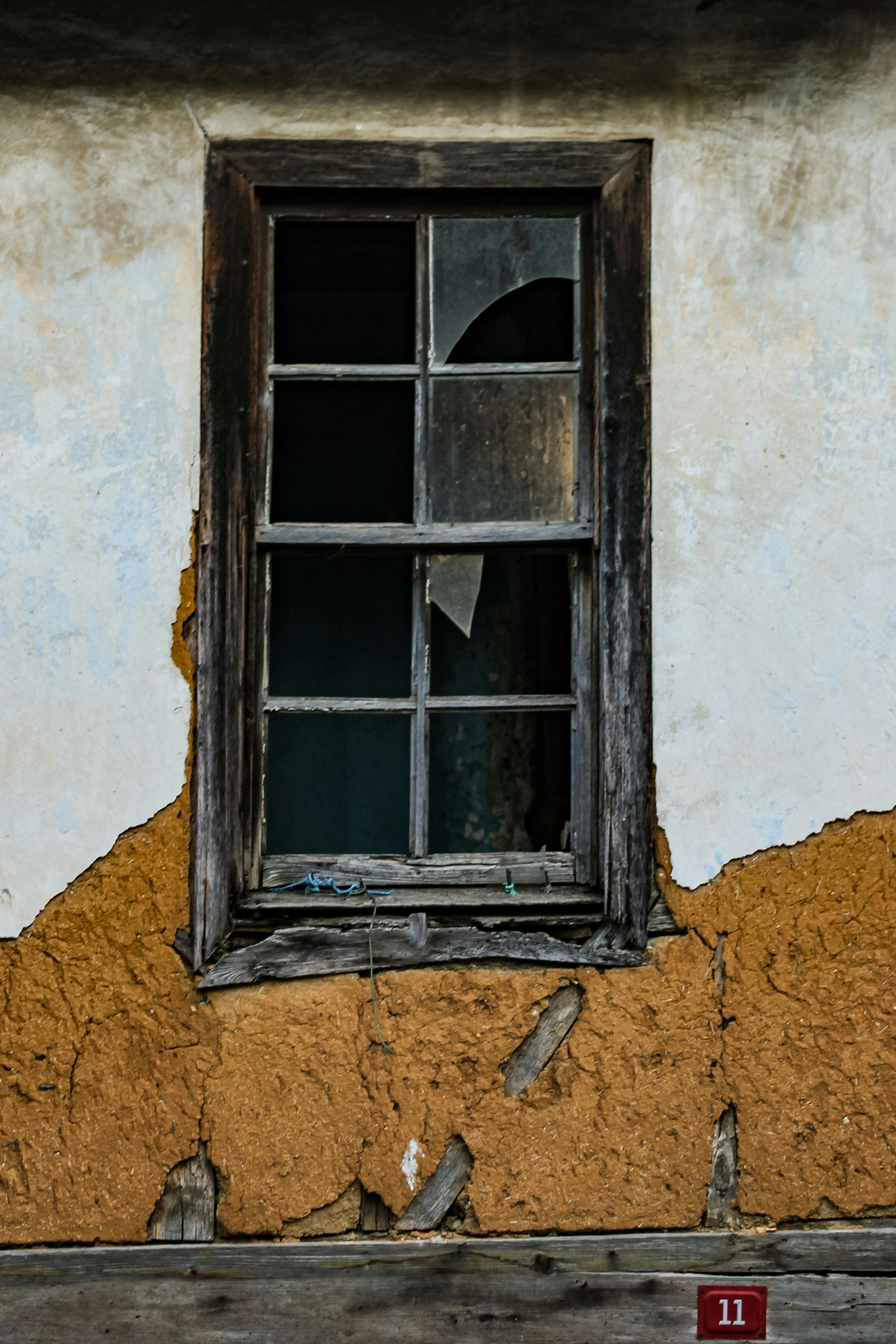Broken Window in Abandoned House · Free Stock Photo