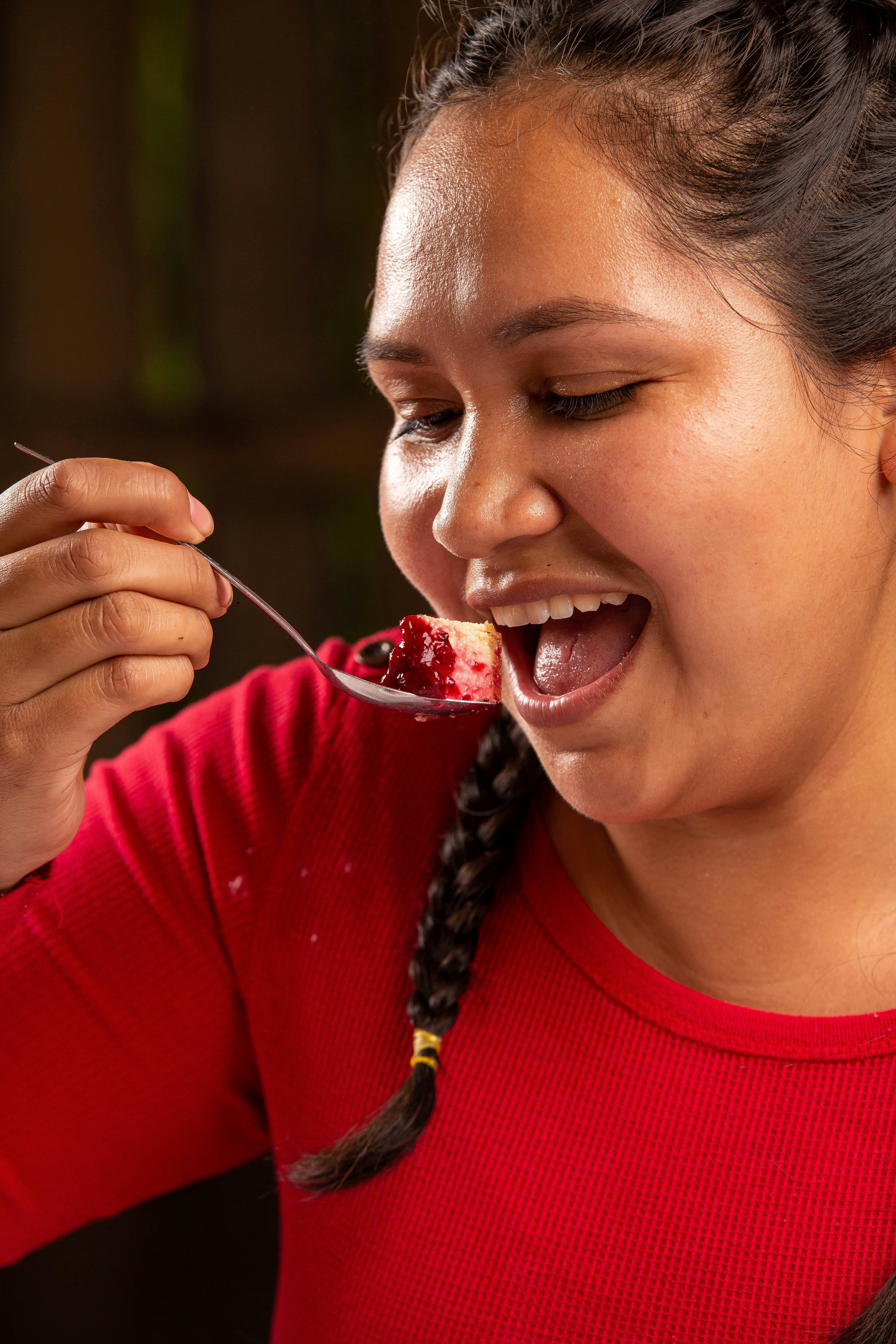 Foto de stock gratuita sobre adentro, agua en la boca, alegre, alegría ...