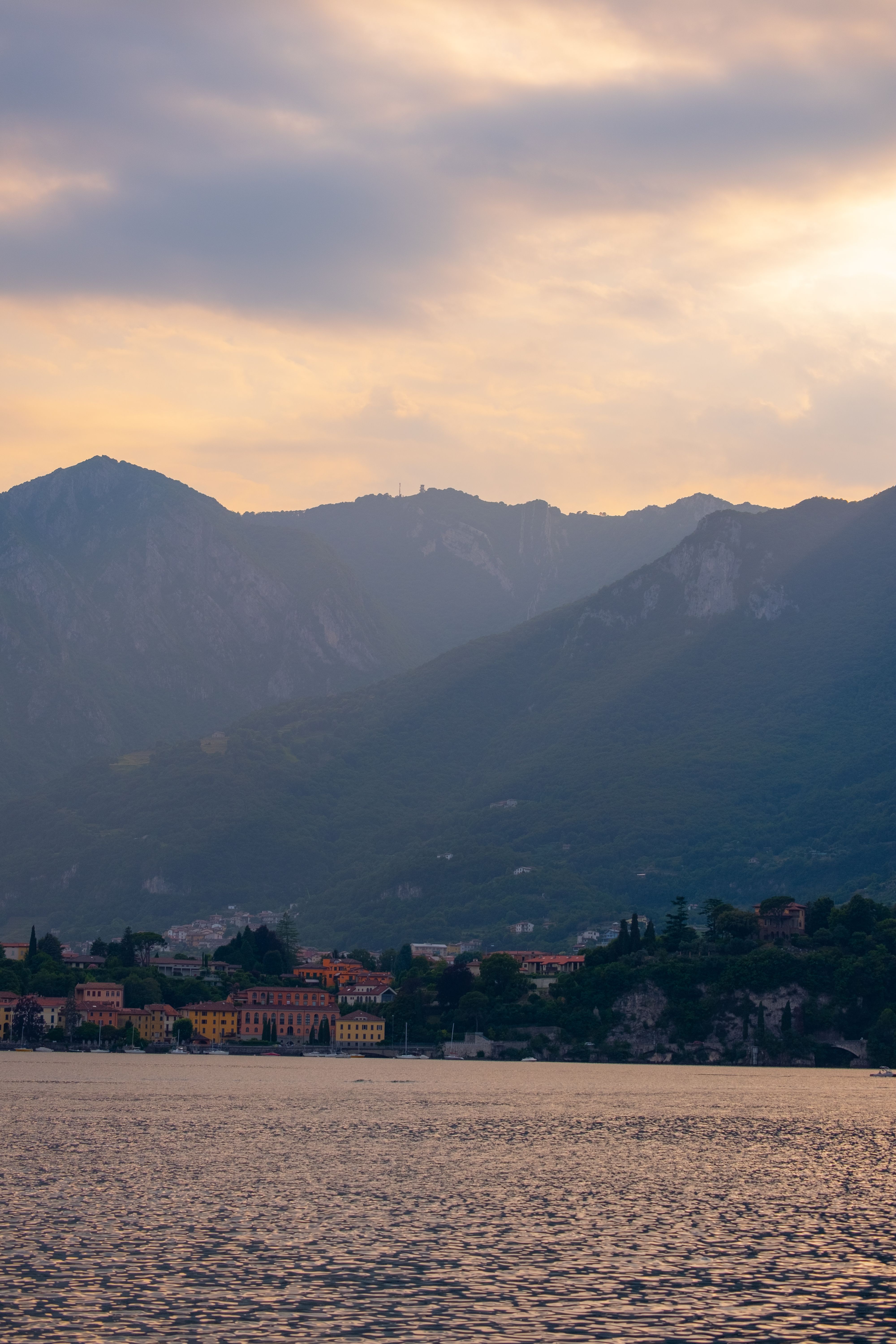 Como Lake at Sunset · Free Stock Photo