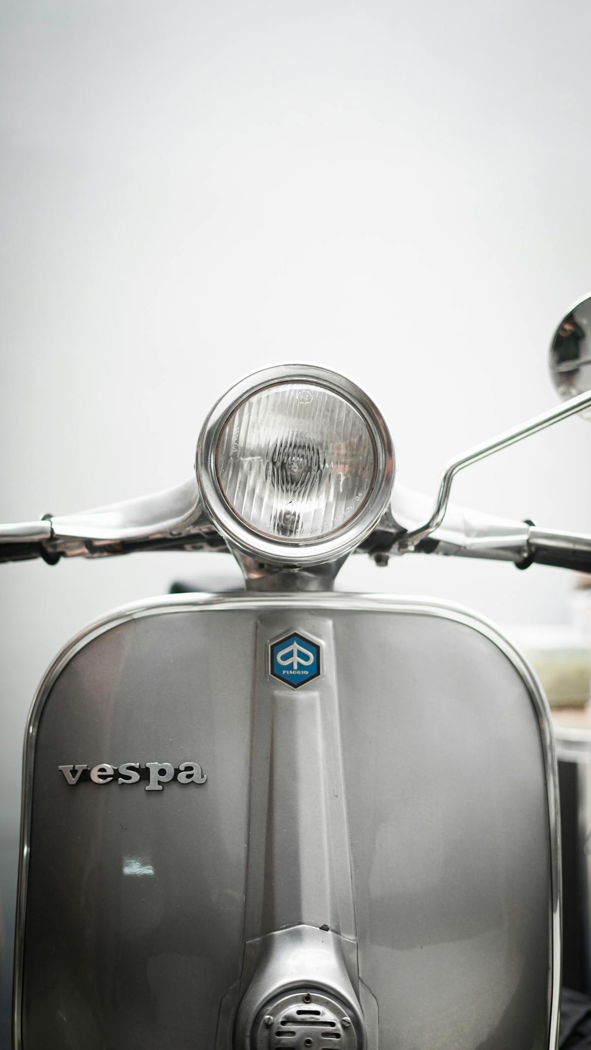 Vespa Background Photos, Download The BEST Free Vespa Background Stock ...