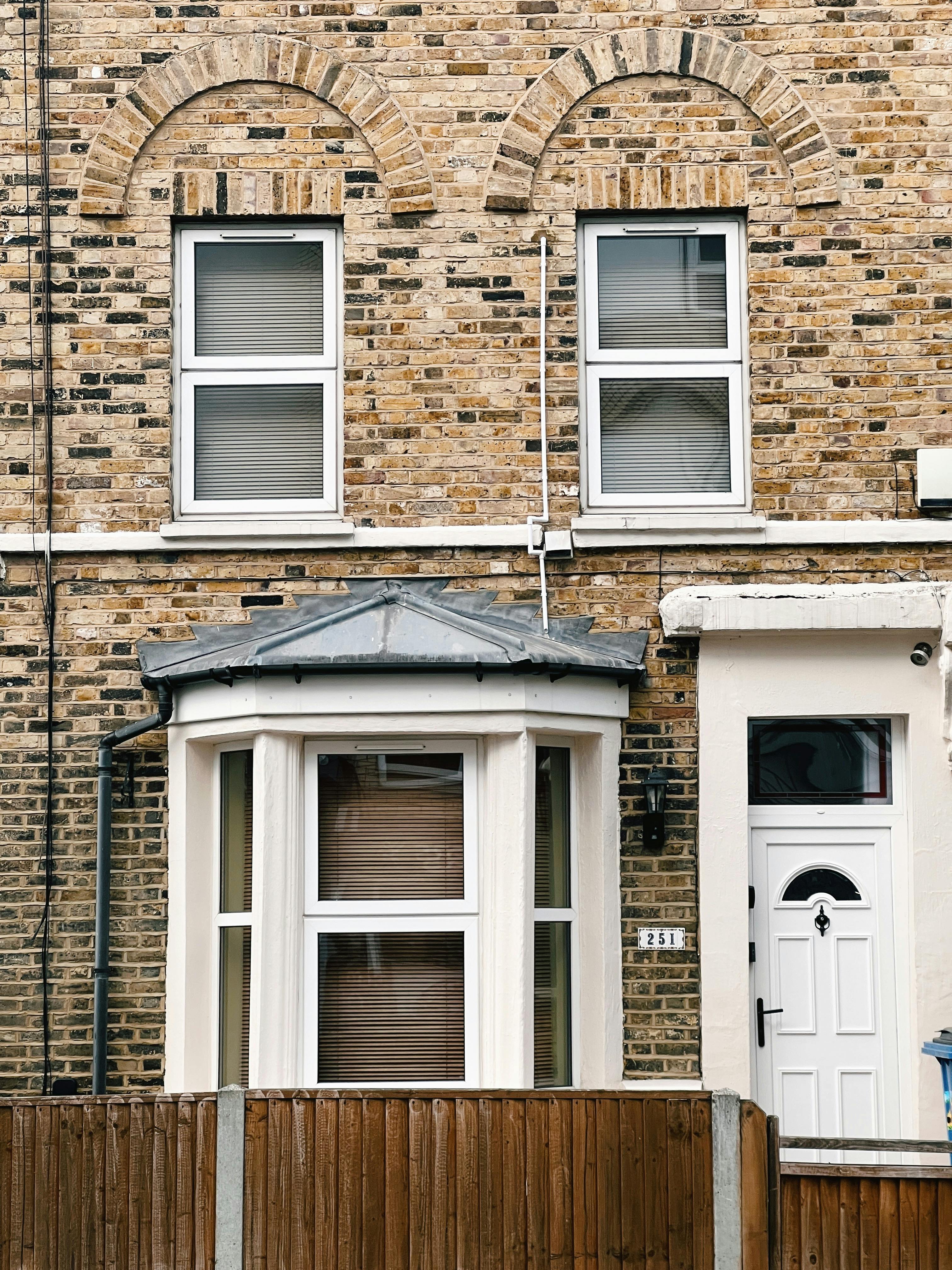 White Blue and Gray Concrete Building · Free Stock Photo