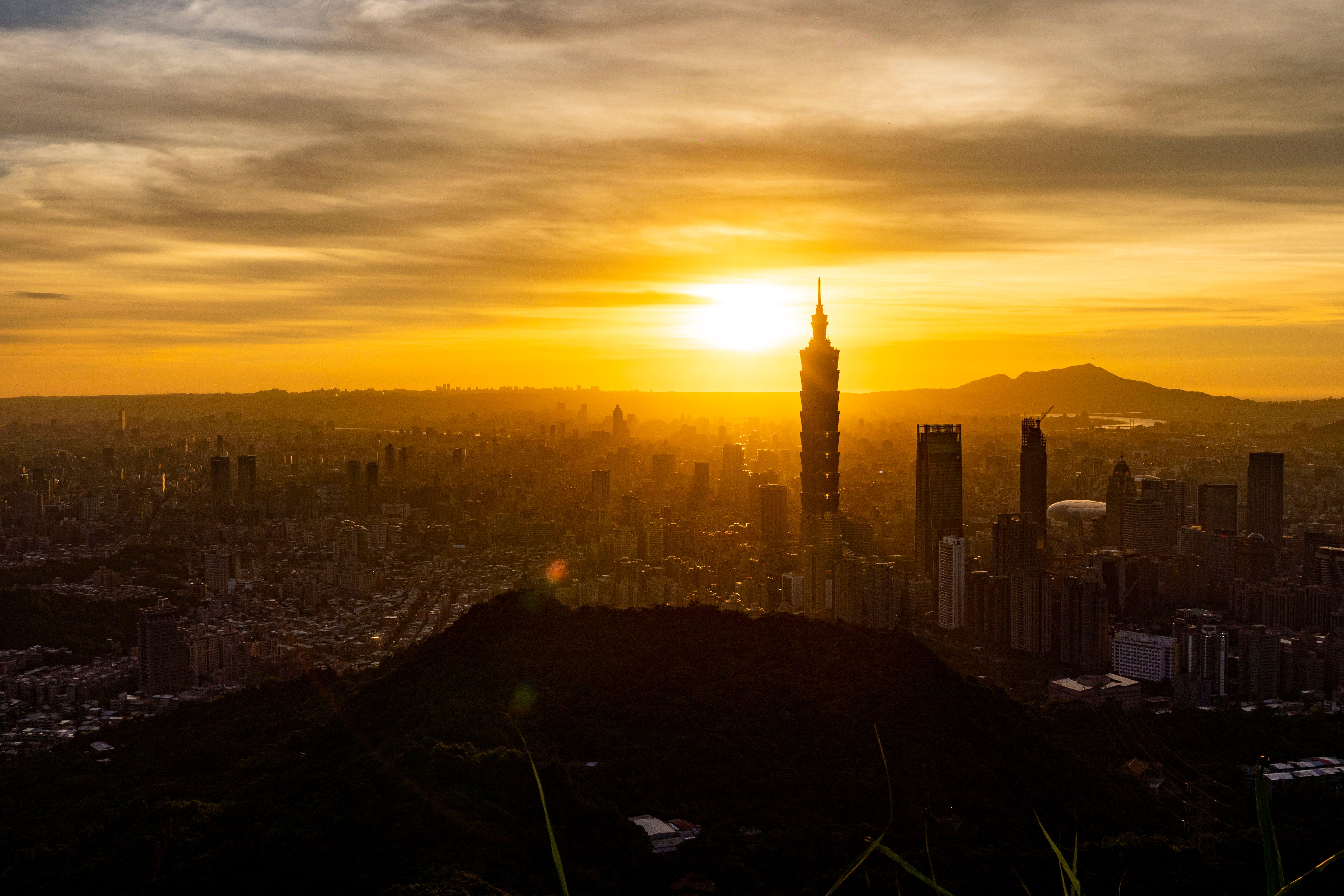 City at Golden Hour · Free Stock Photo