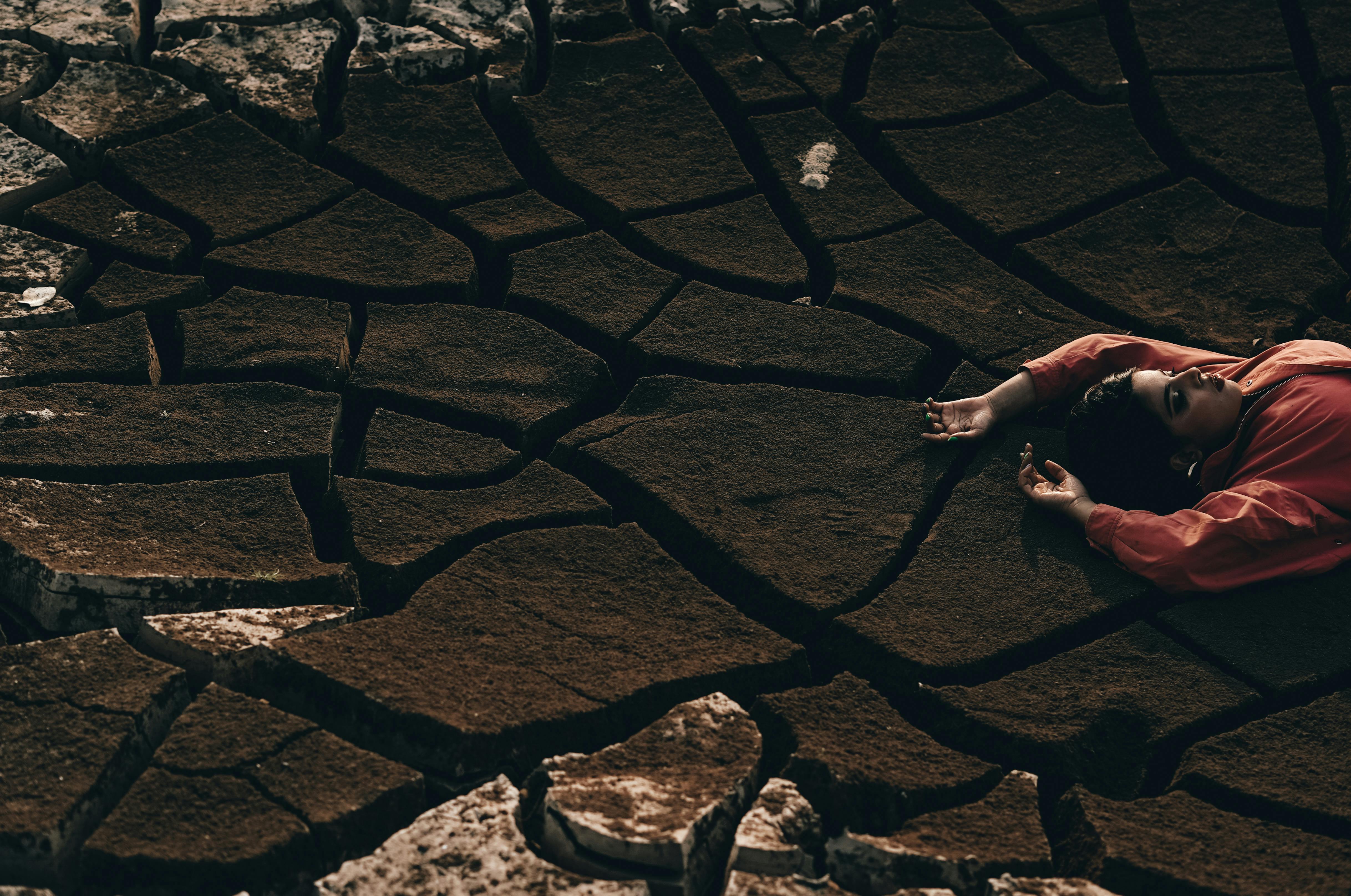 Cracked · Free Stock Photo