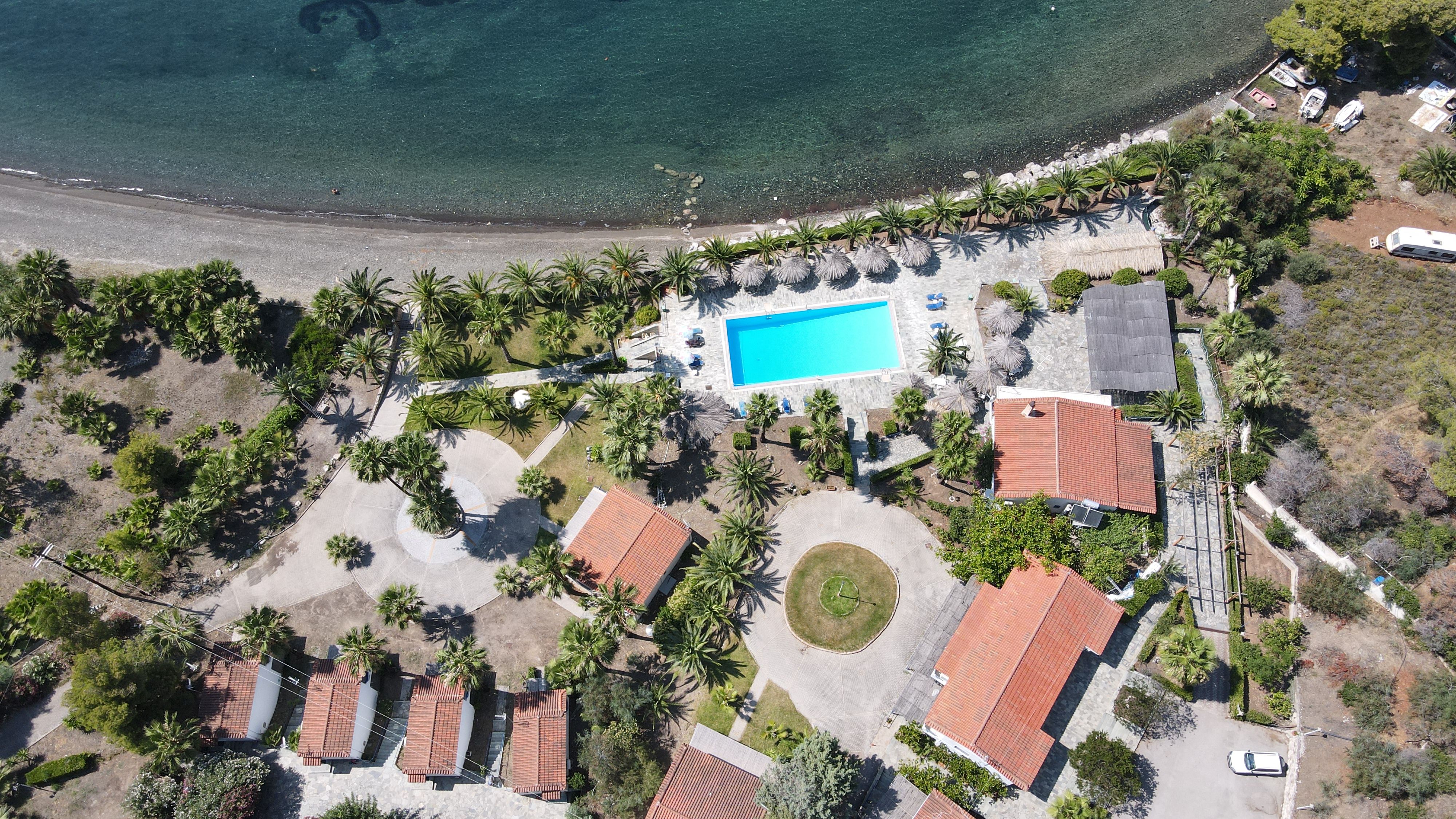 Top View of a Resort on the Coast · Free Stock Photo