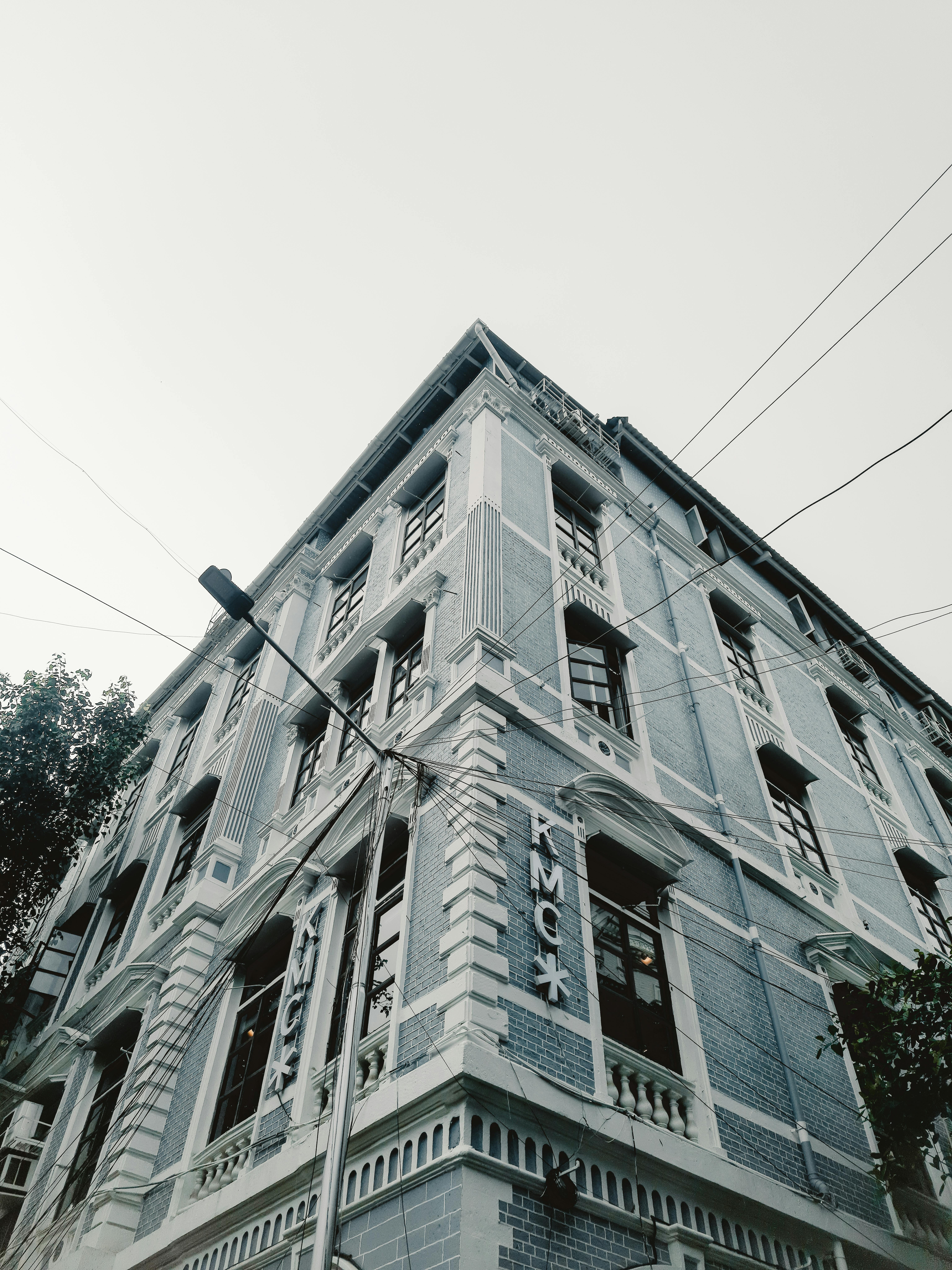 Corner of Building in Town · Free Stock Photo
