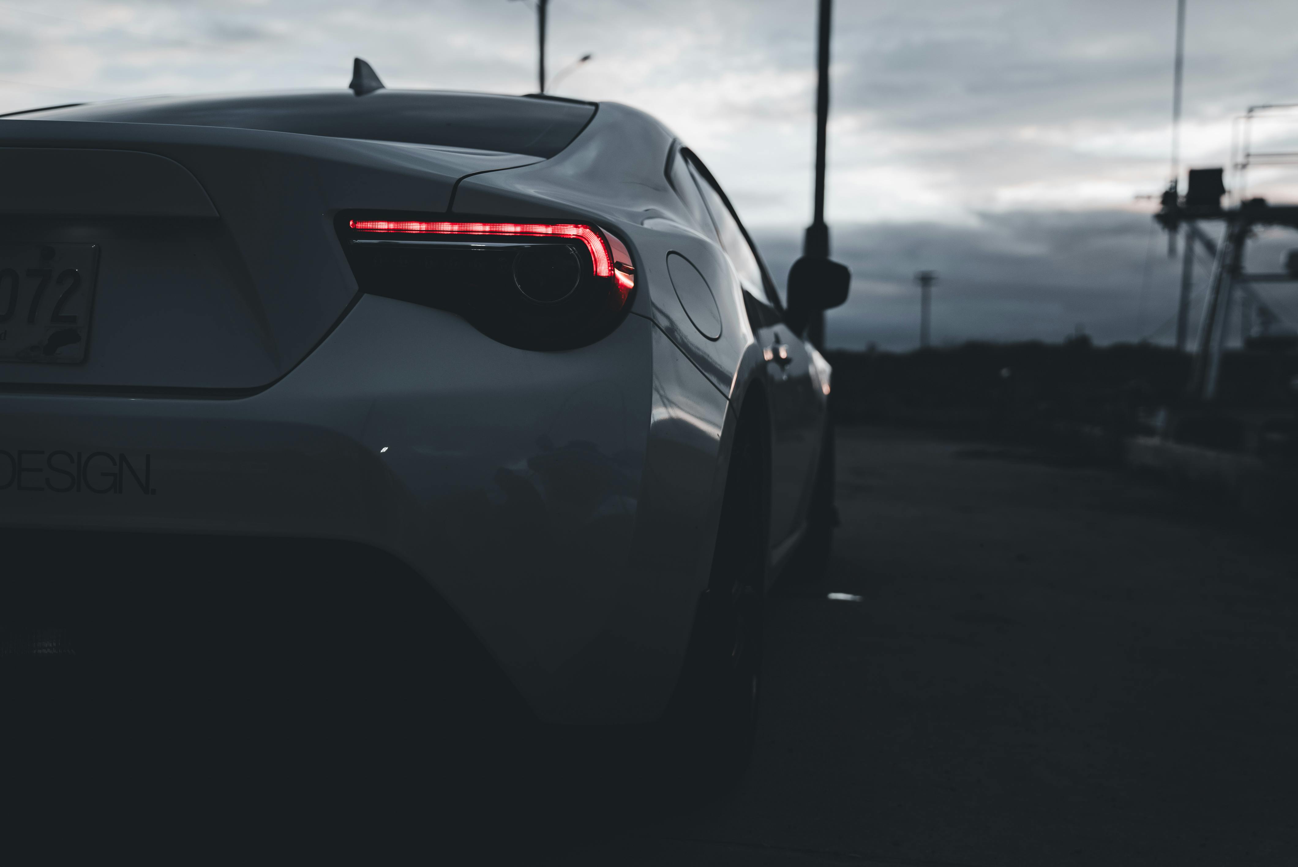Nissan Skyline on Street at Night · Free Stock Photo