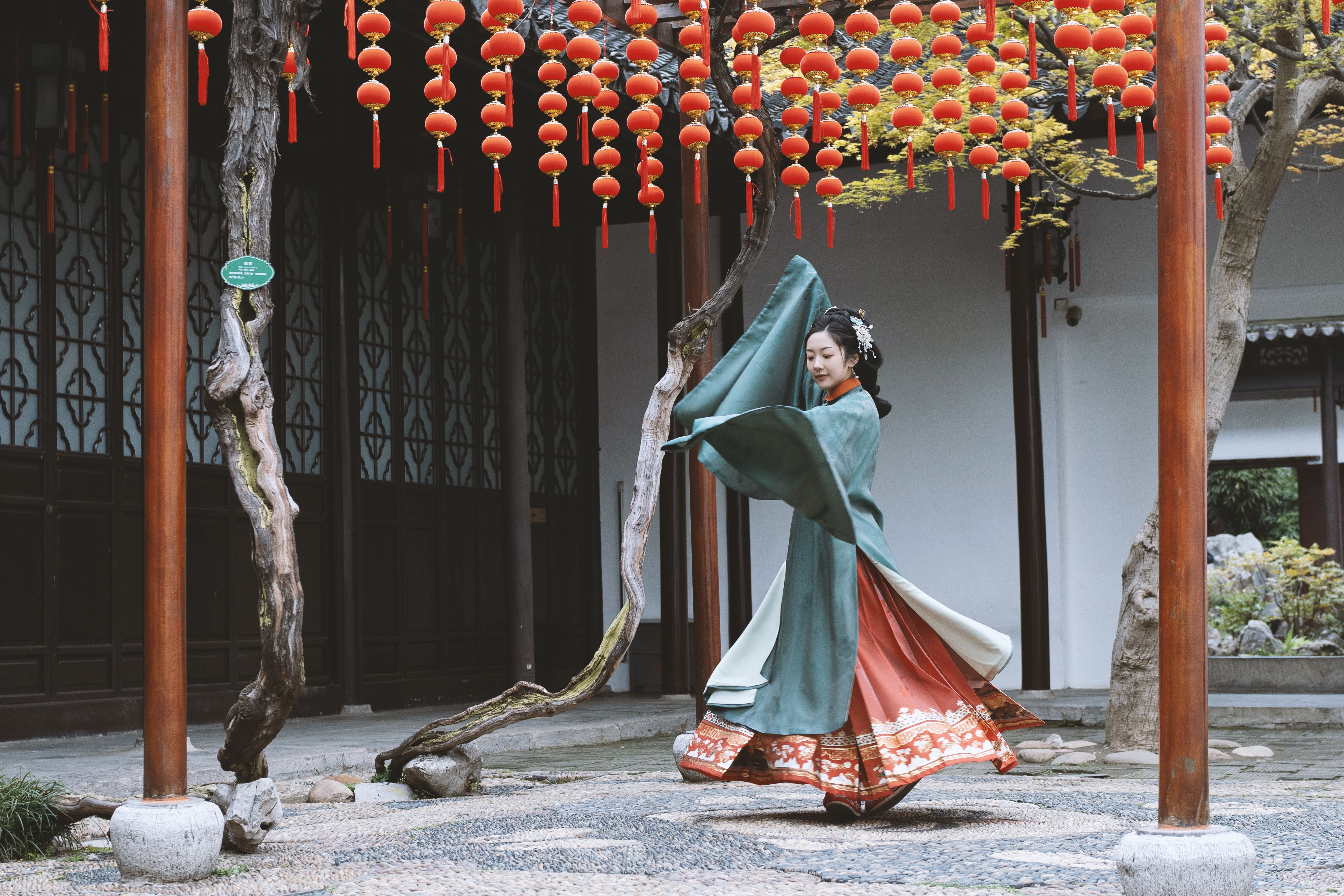 Chinese Yard Photos, Download The BEST Free Chinese Yard Stock Photos ...