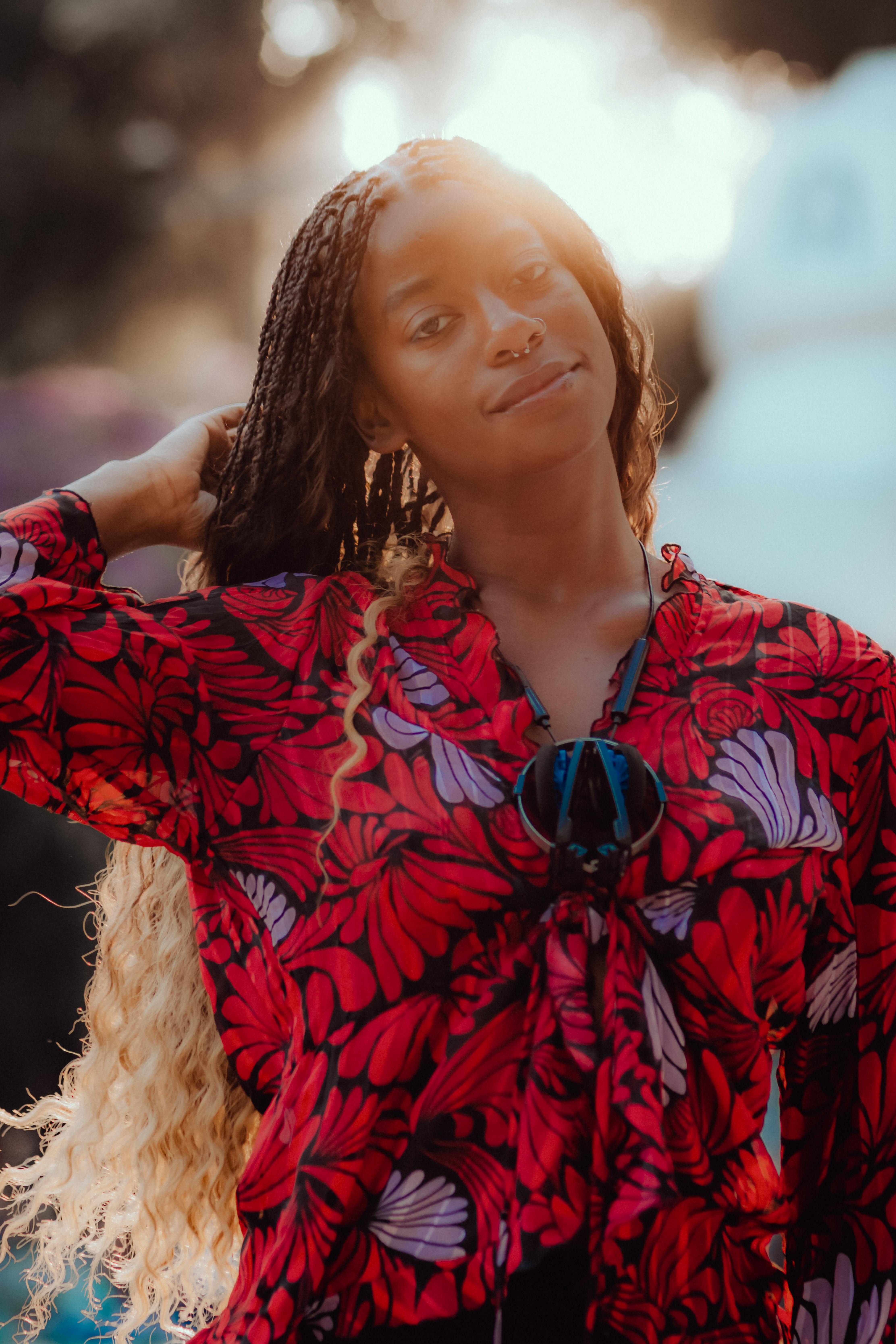 Idle Standing Poses Photos, Download The BEST Free Idle Standing Poses ...