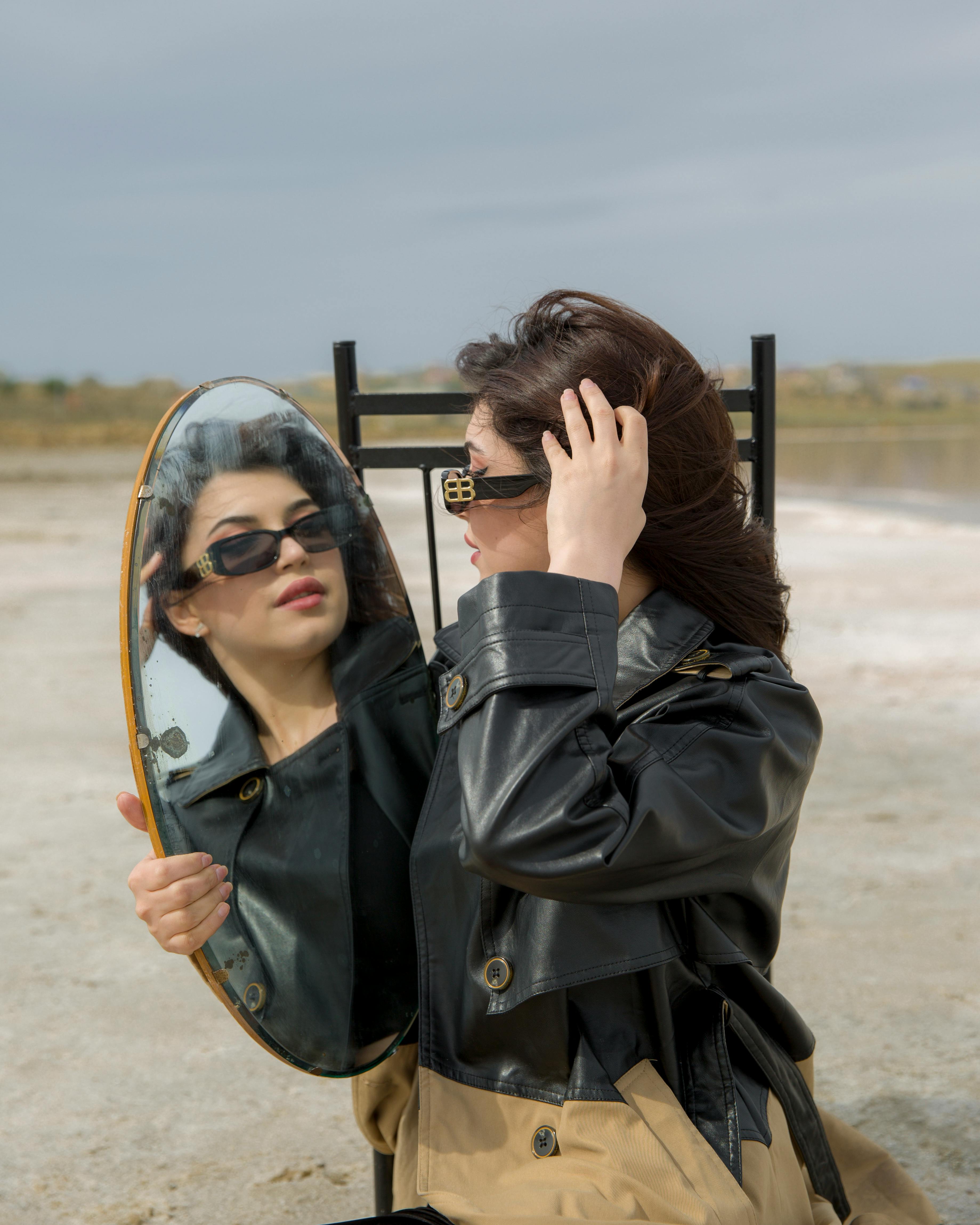 Mirror Spain Photos, Download The BEST Free Mirror Spain Stock Photos ...