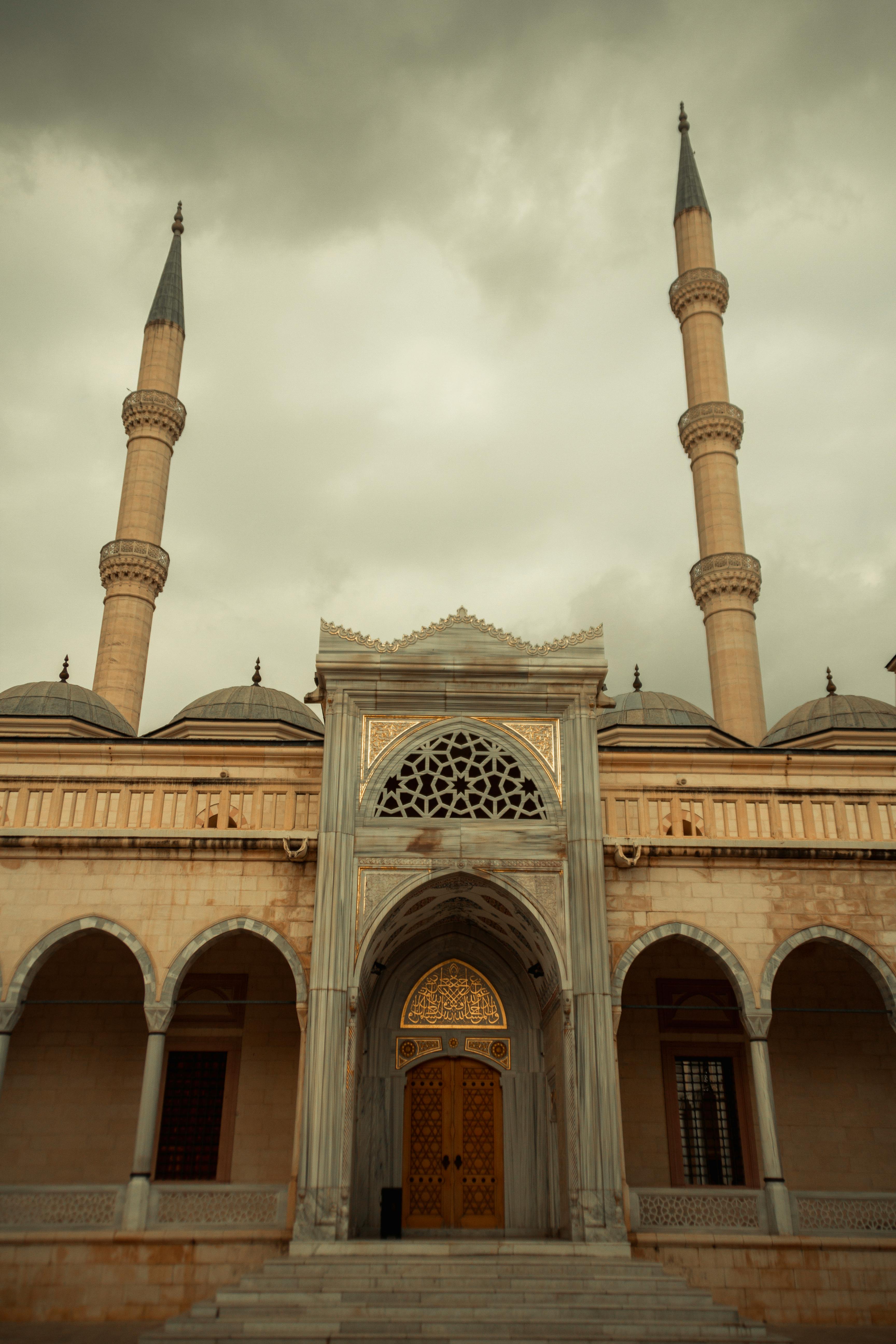 Ceiling in Sabanci Central Mosque, Adan · Free Stock Photo