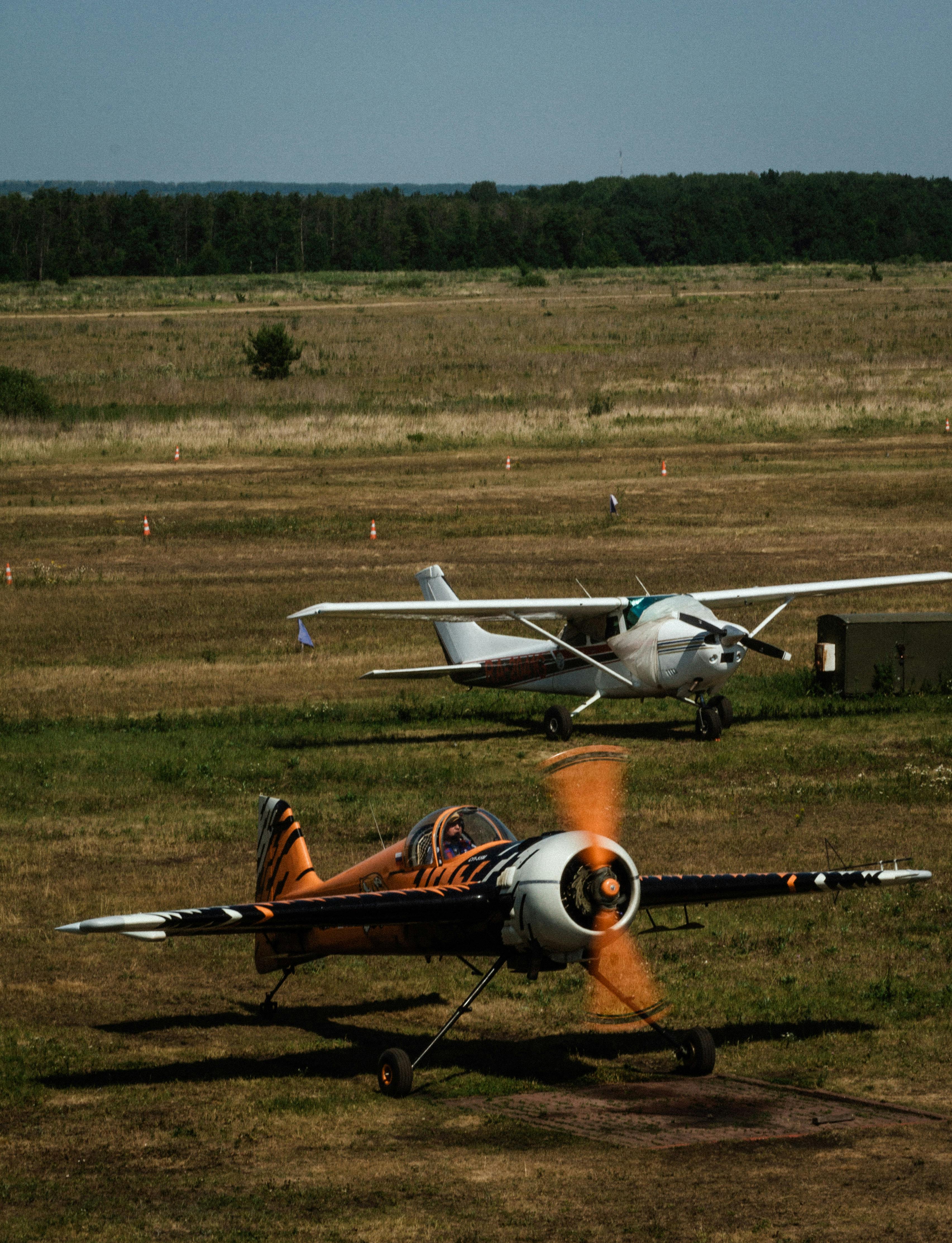 Airplane Risk Levels Photos, Download The BEST Free Airplane Risk ...