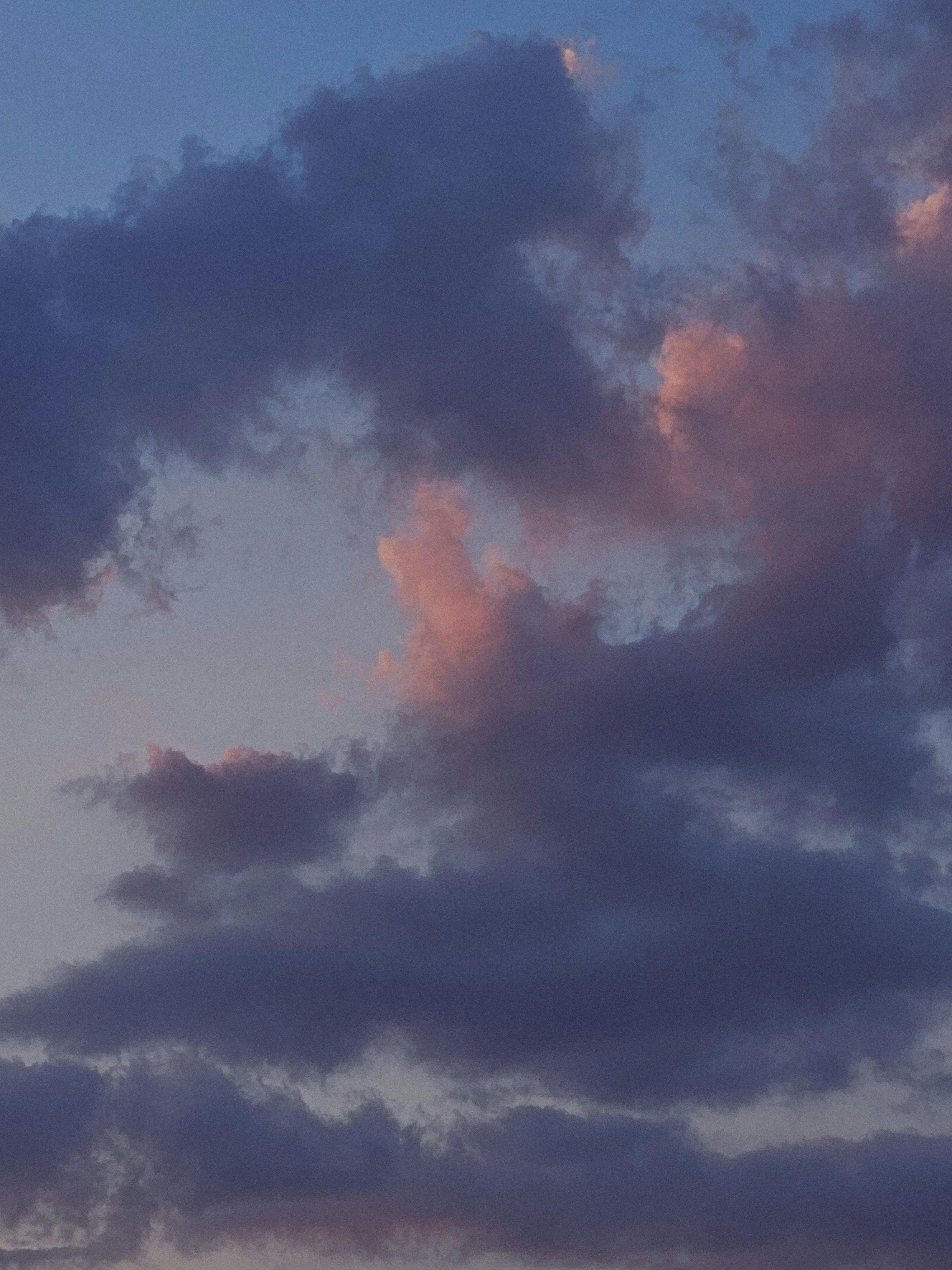 Cirrus Clouds in Sky at Sunset · Free Stock Photo