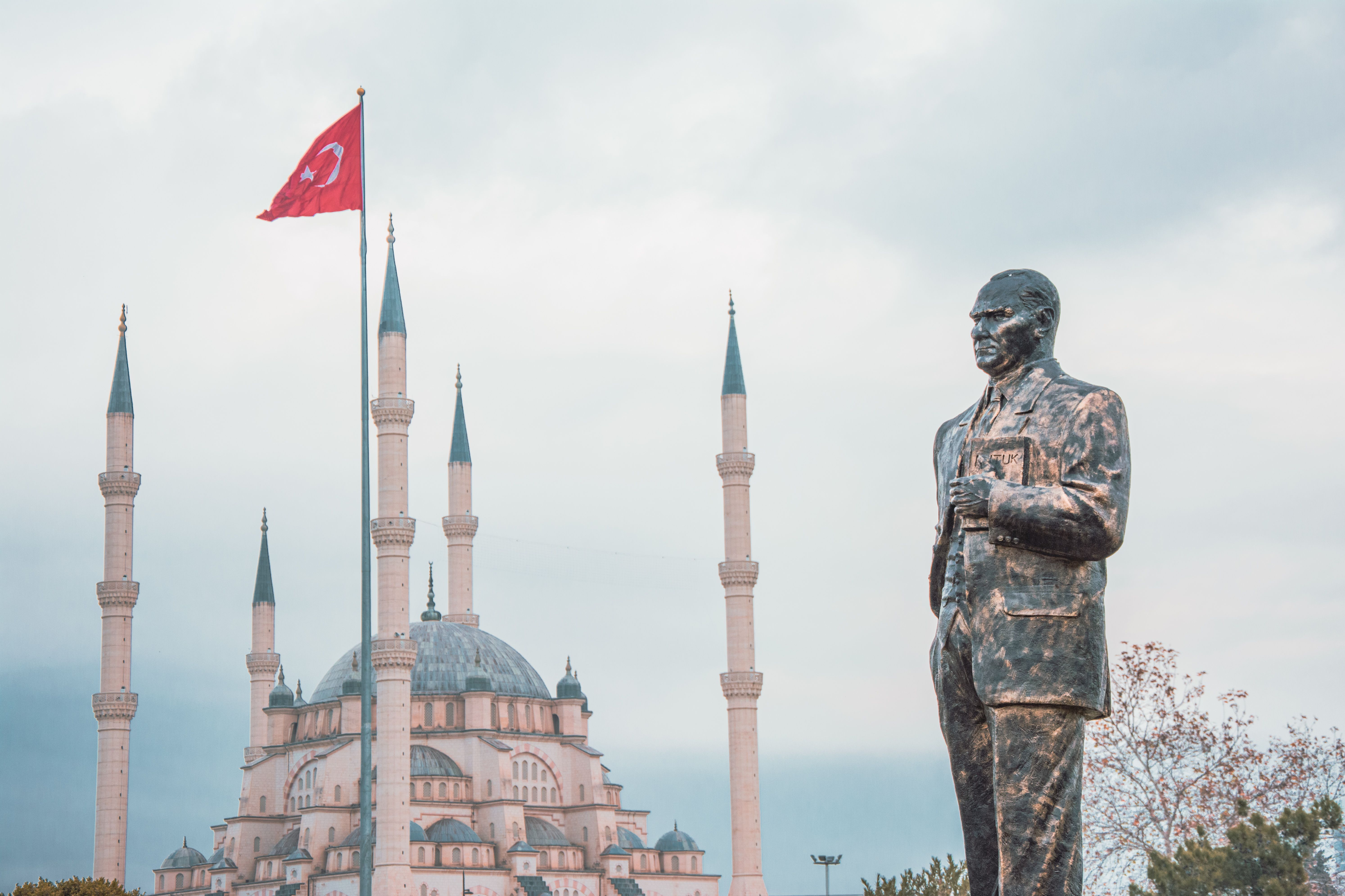 Statue by Blue Mosque · Free Stock Photo