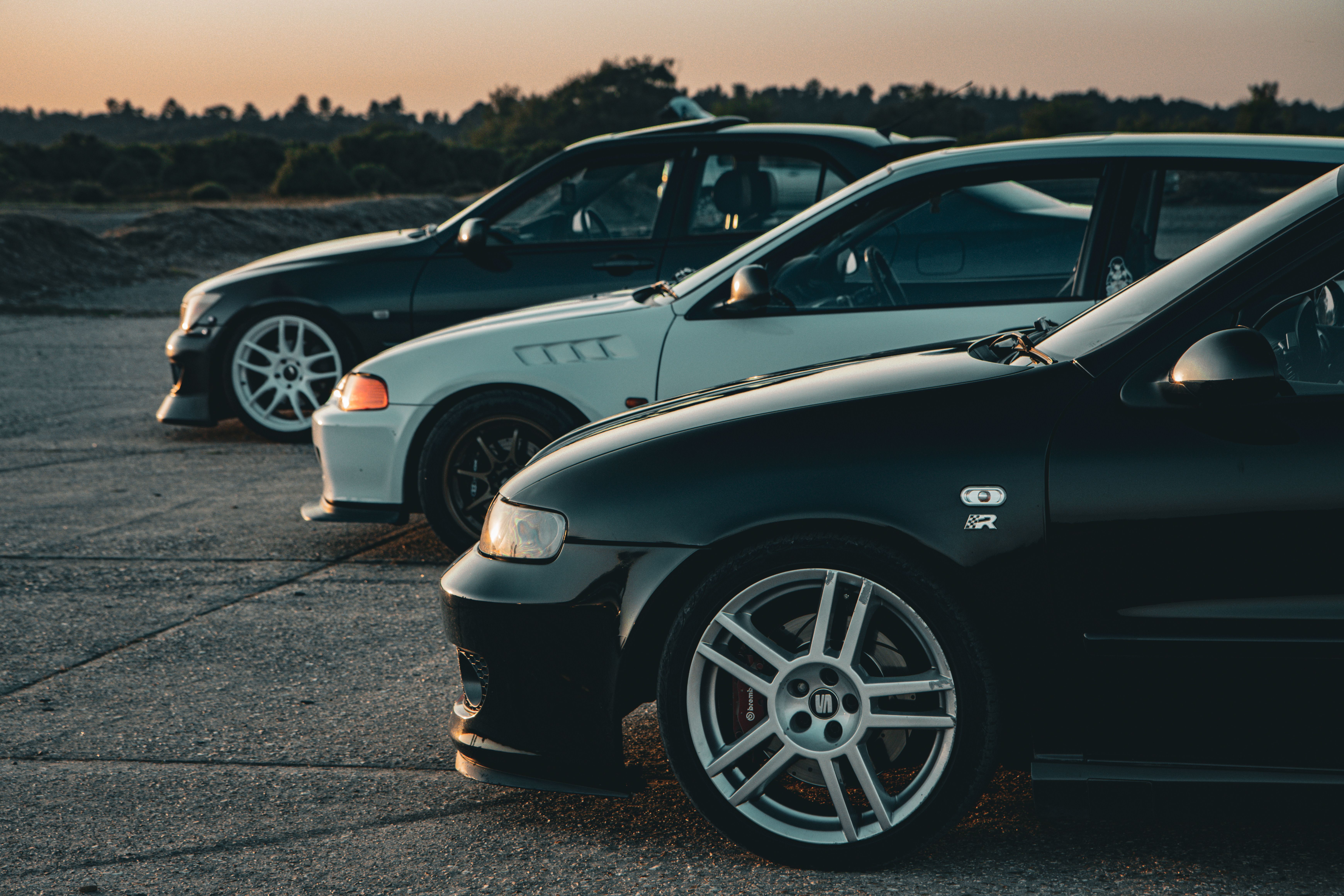 Line Up Cars Photos, Download The BEST Free Line Up Cars Stock Photos ...