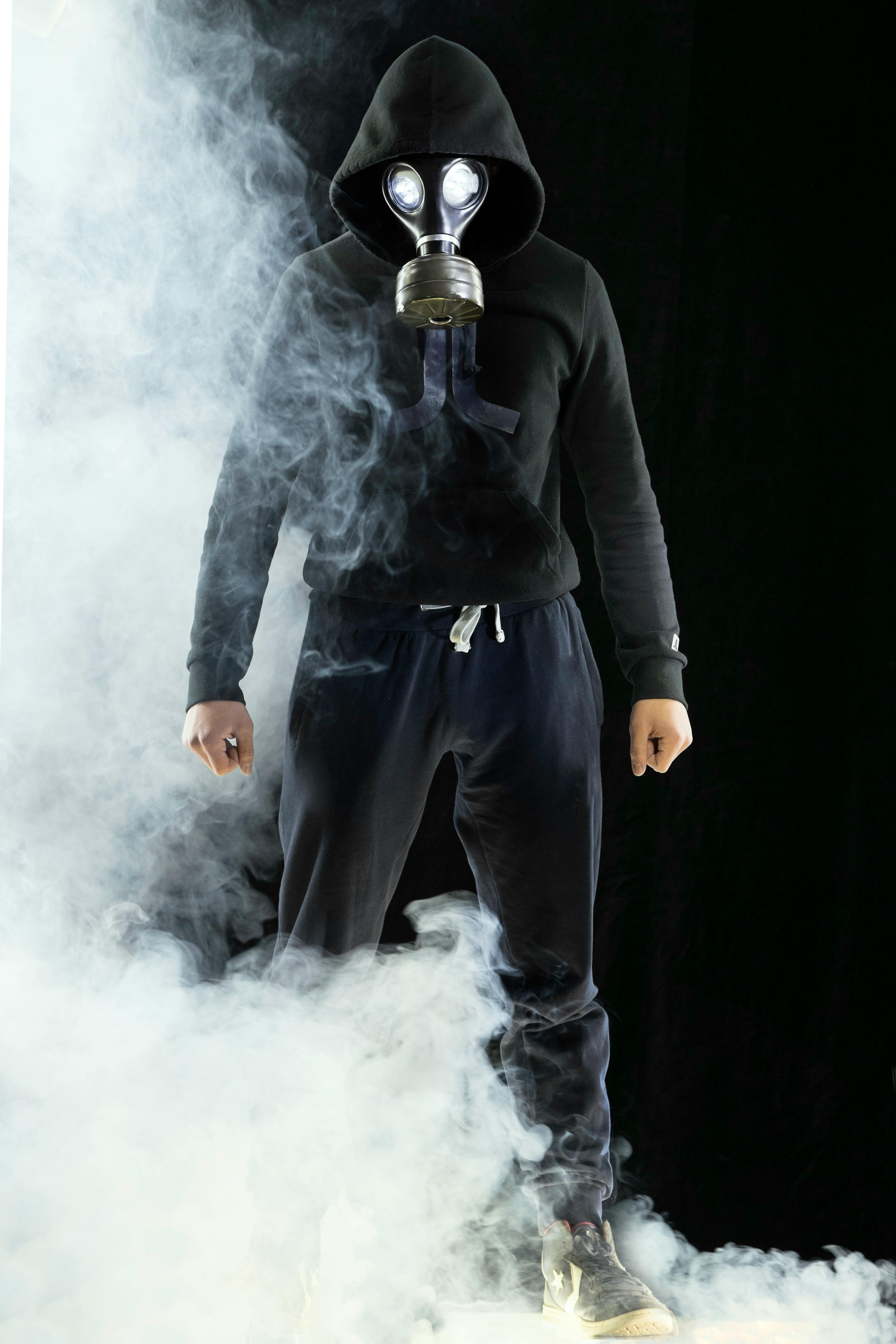 Gas Mask Soldier Photos, Download The BEST Free Gas Mask Soldier Stock ...