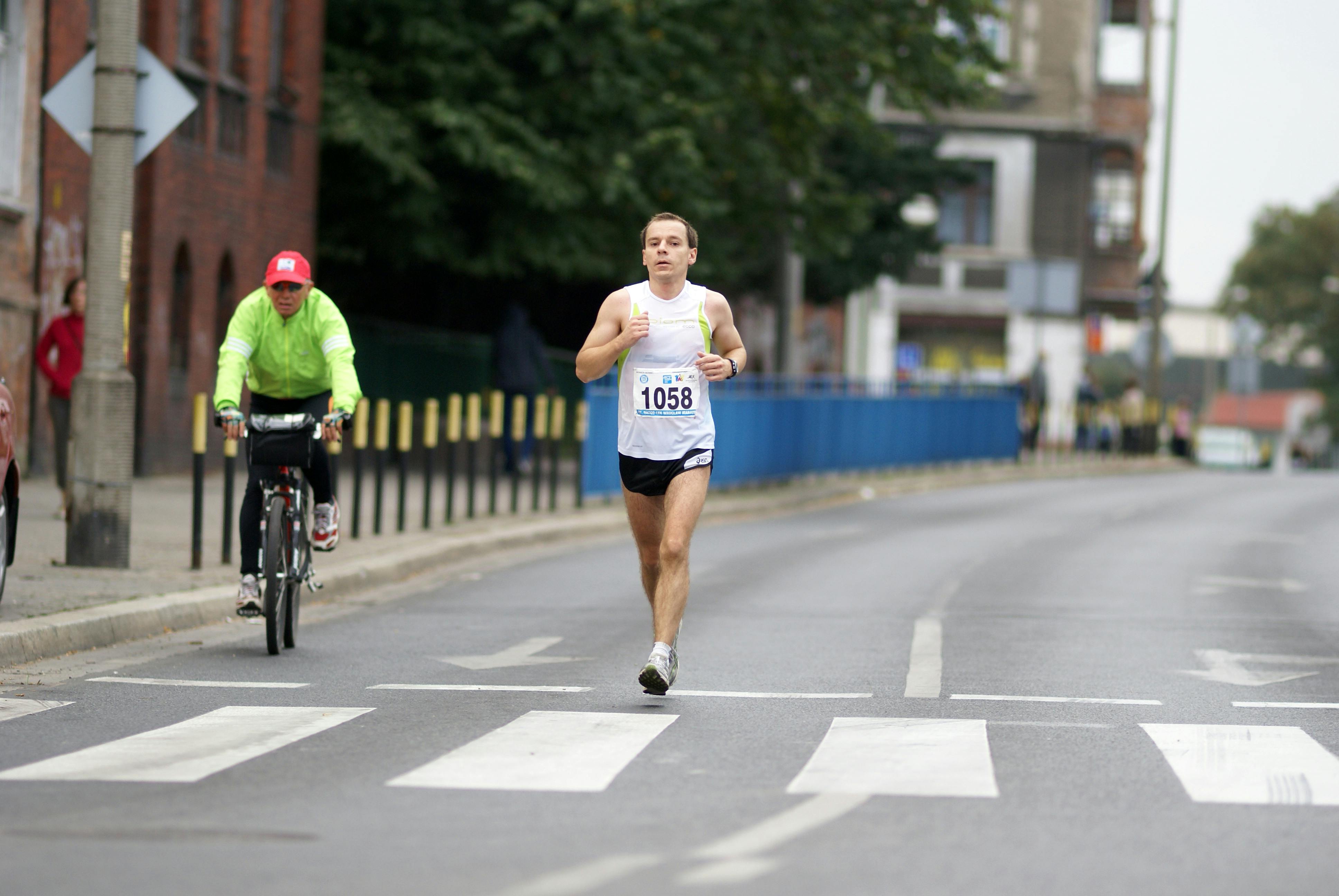 Man Running in Marathon · Free Stock Photo