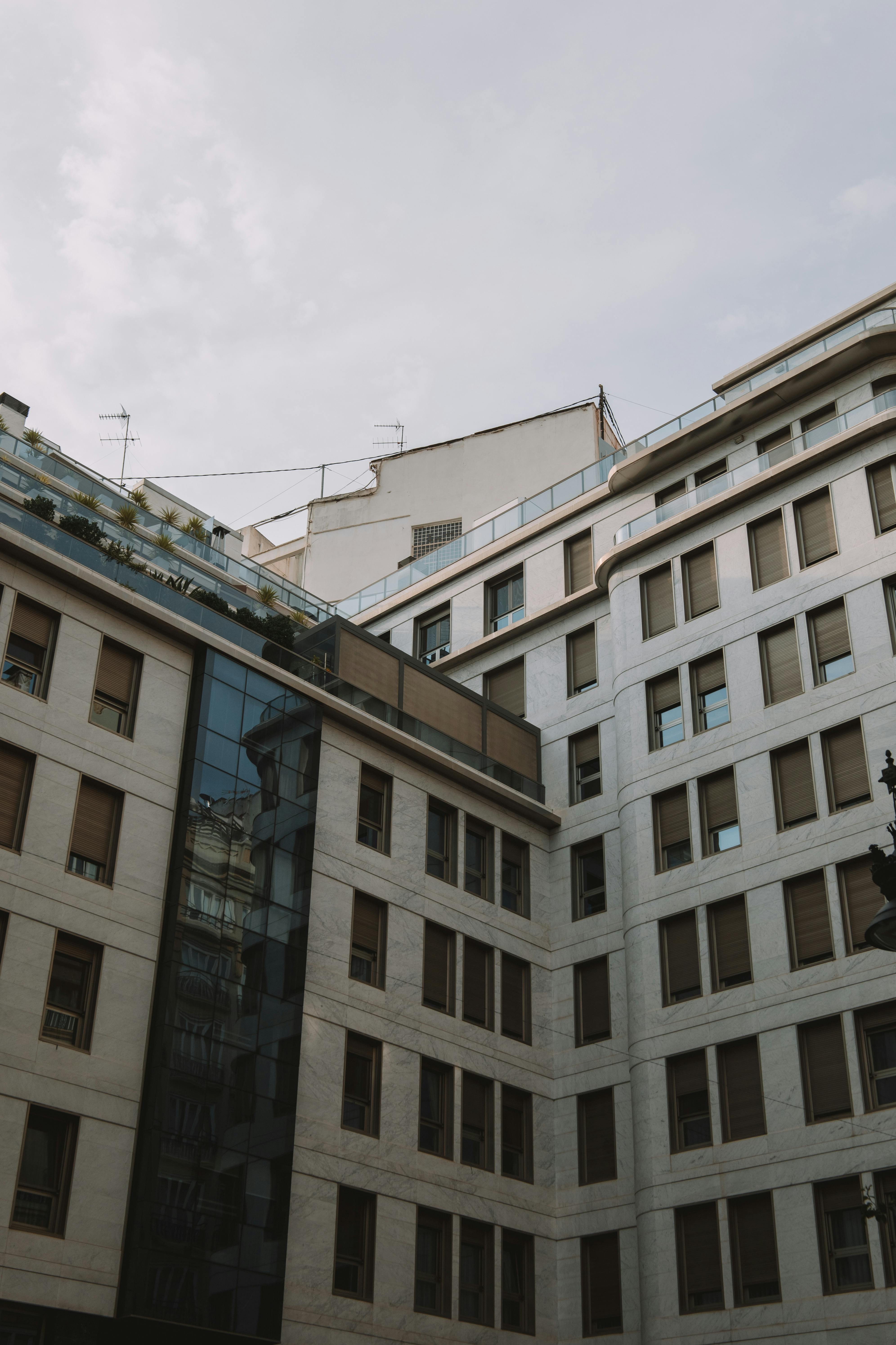 Corner of Building · Free Stock Photo