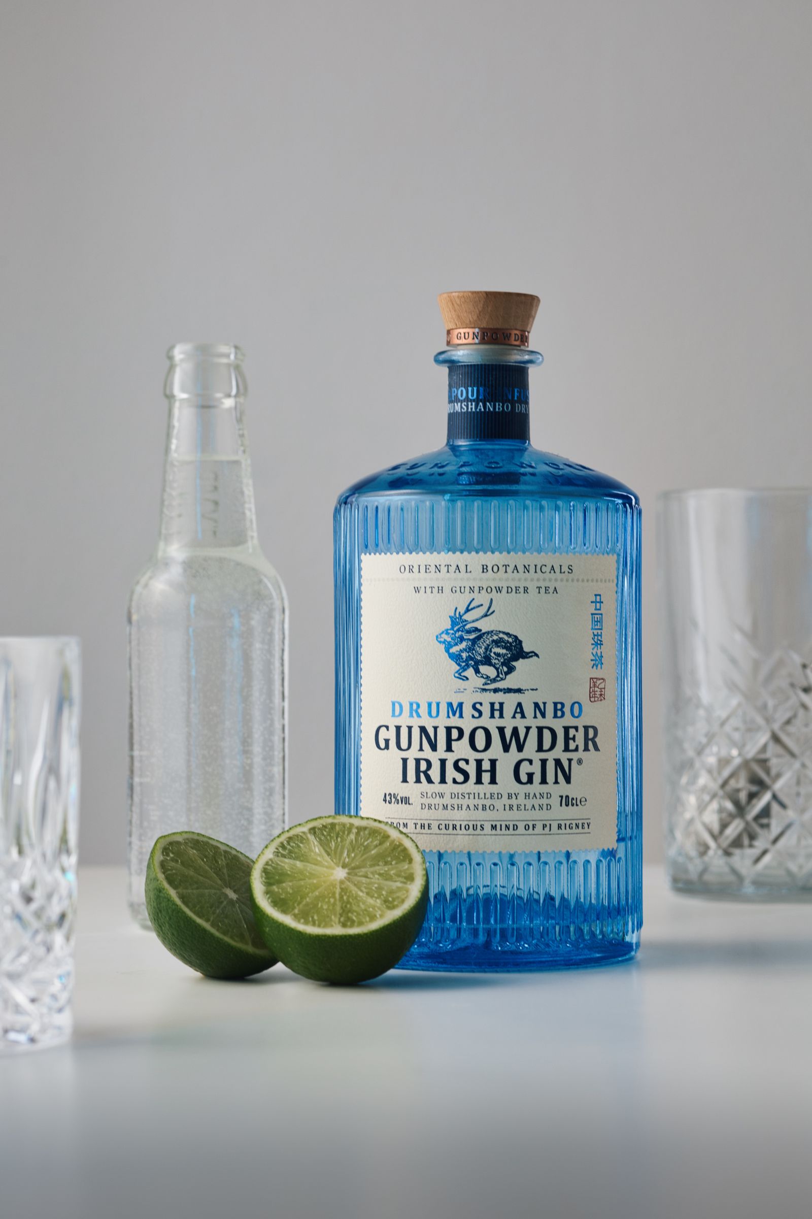 Gin Photos, Download The BEST Free Gin Stock Photos & HD Images