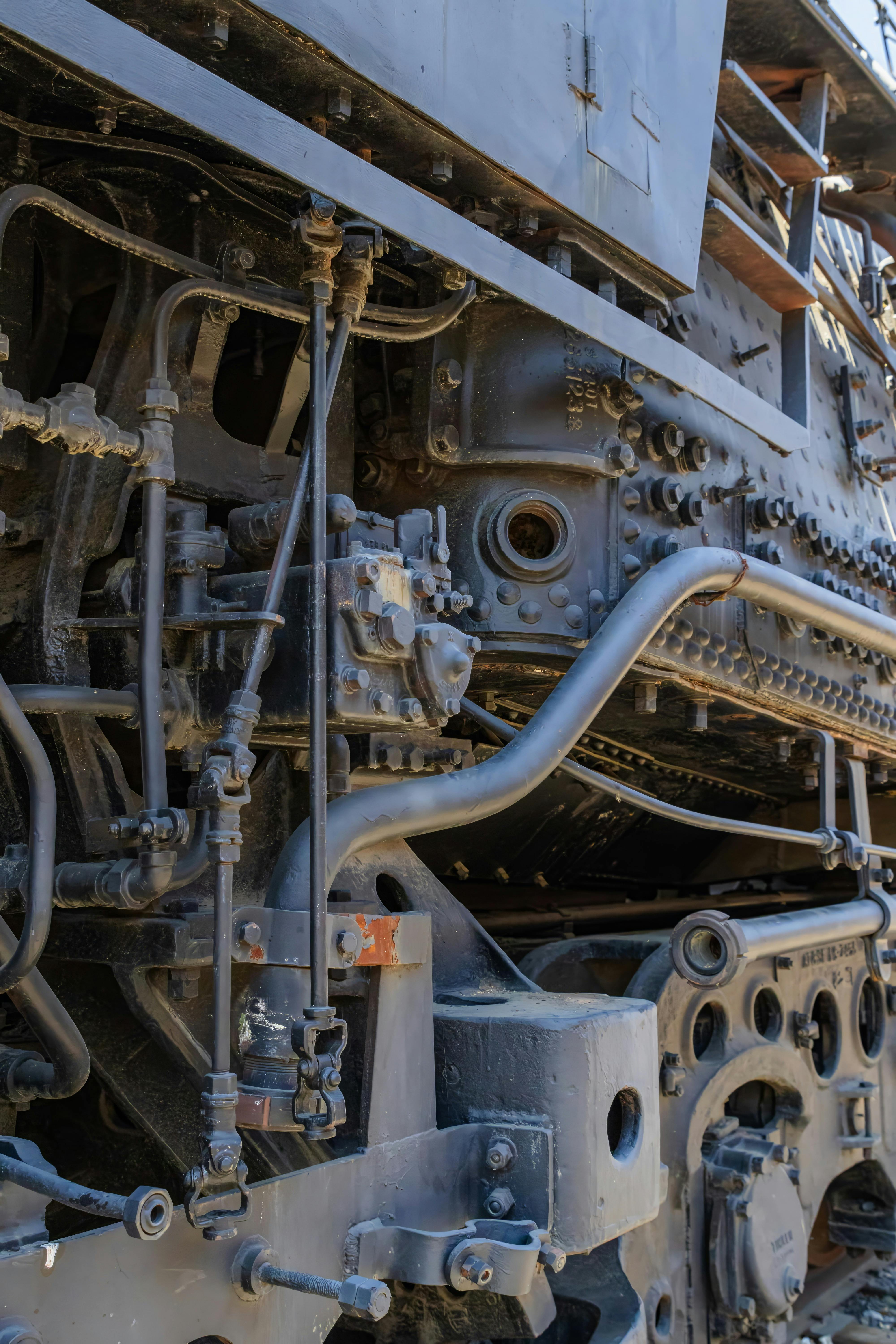 Industrial crusher machine in quarry · Free Stock Photo