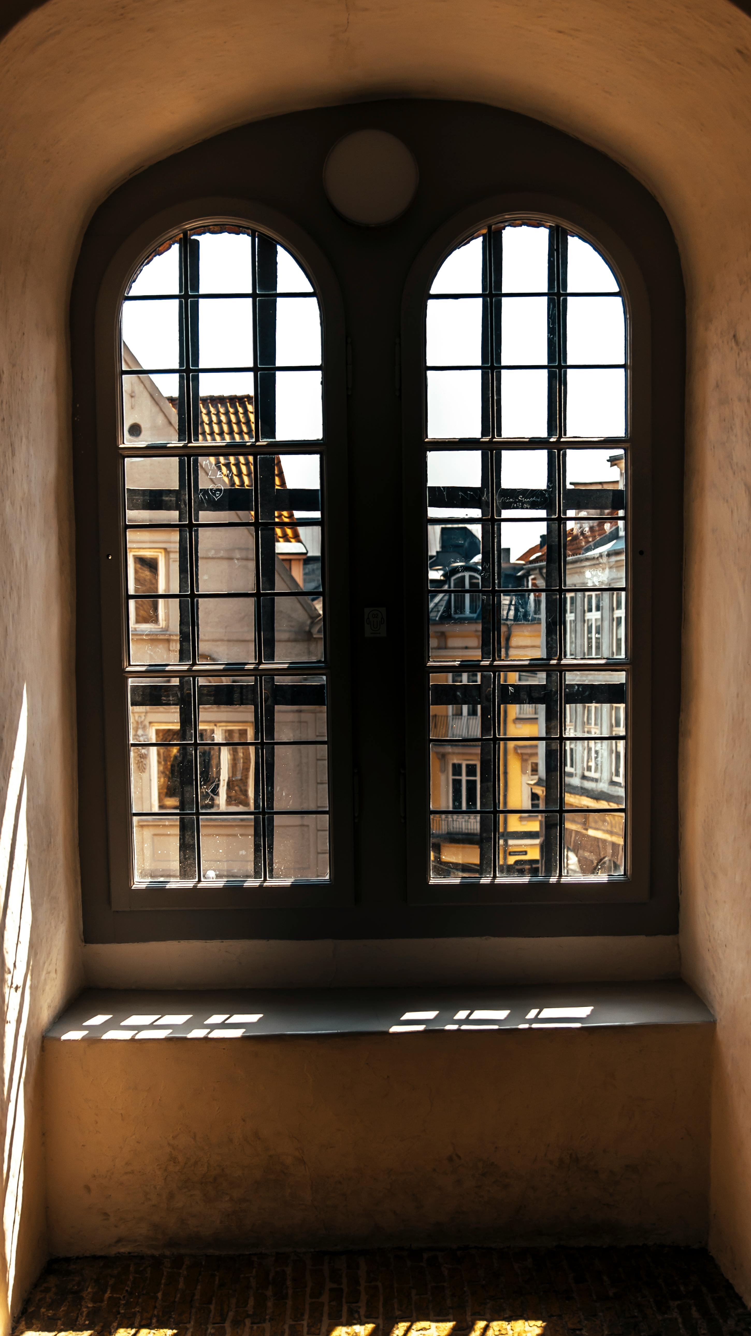 Closed Windows Photos, Download The BEST Free Closed Windows Stock ...