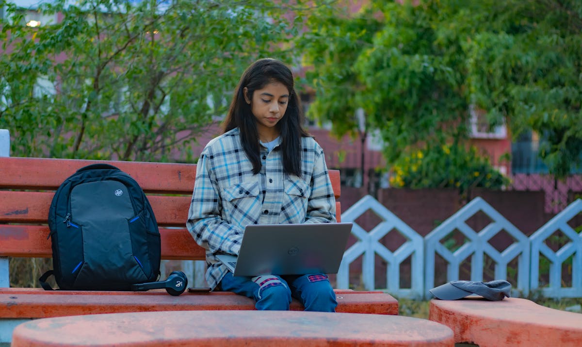 Laptop Wallpaper For Student Photos, Download The BEST Free Laptop ...