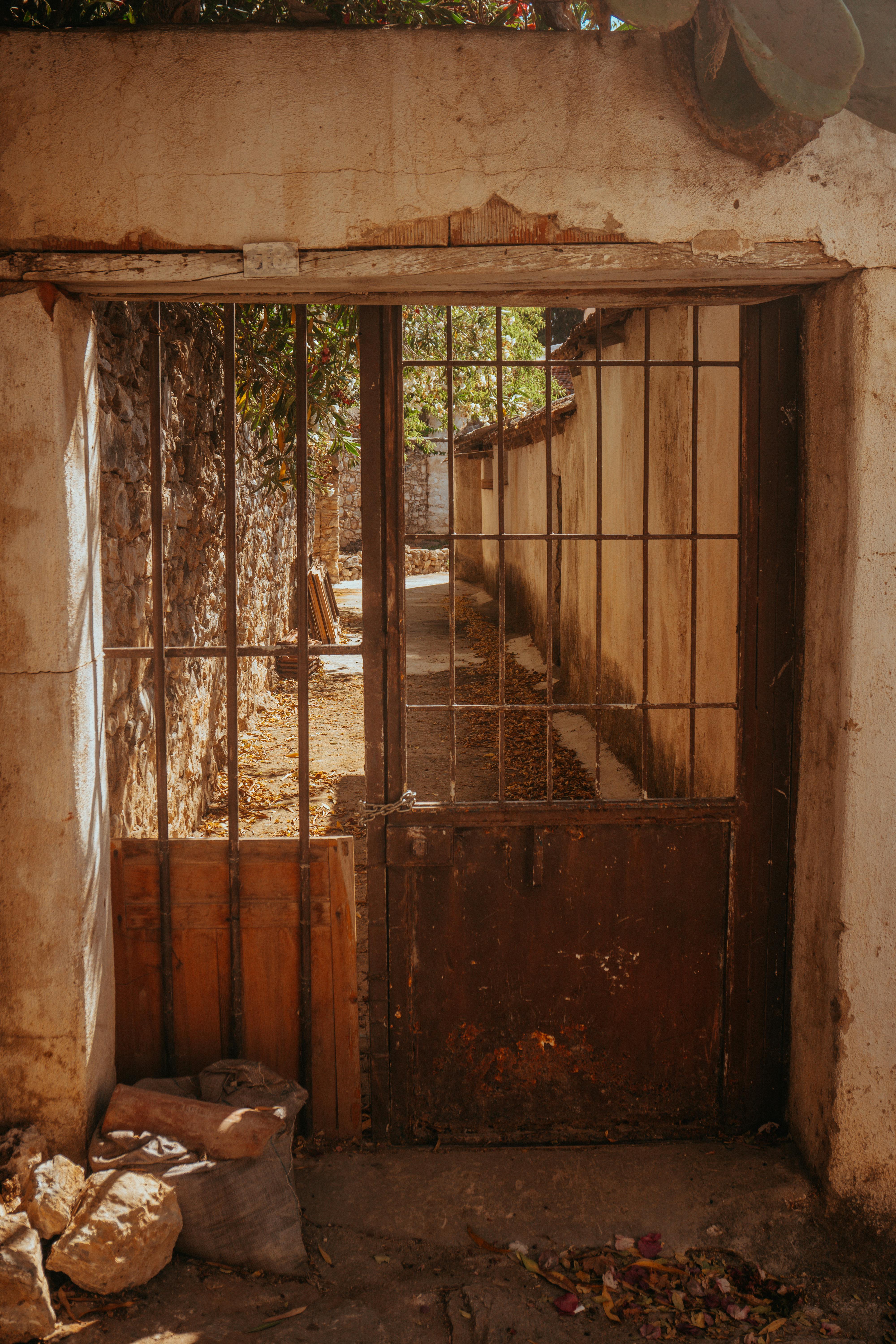 Rusty Metal Gate · Free Stock Photo