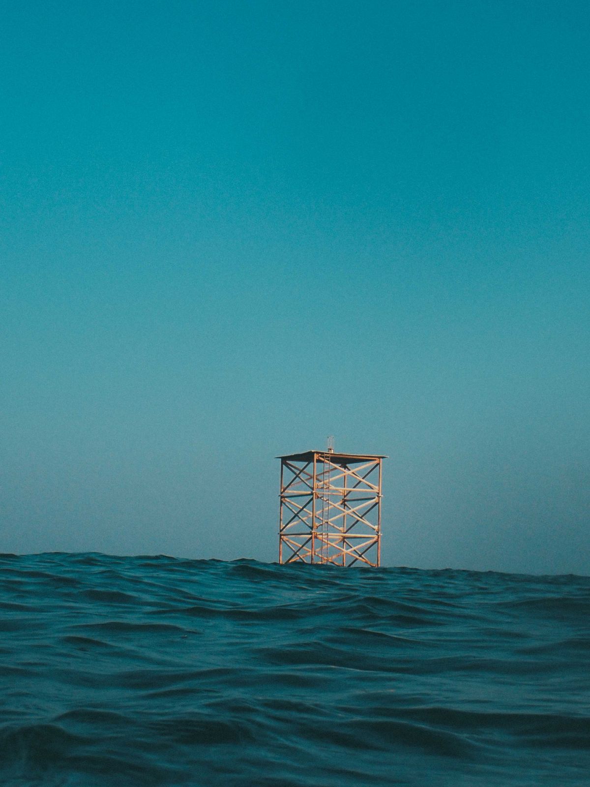 Gas In Water Photos, Download The BEST Free Gas In Water Stock Photos ...