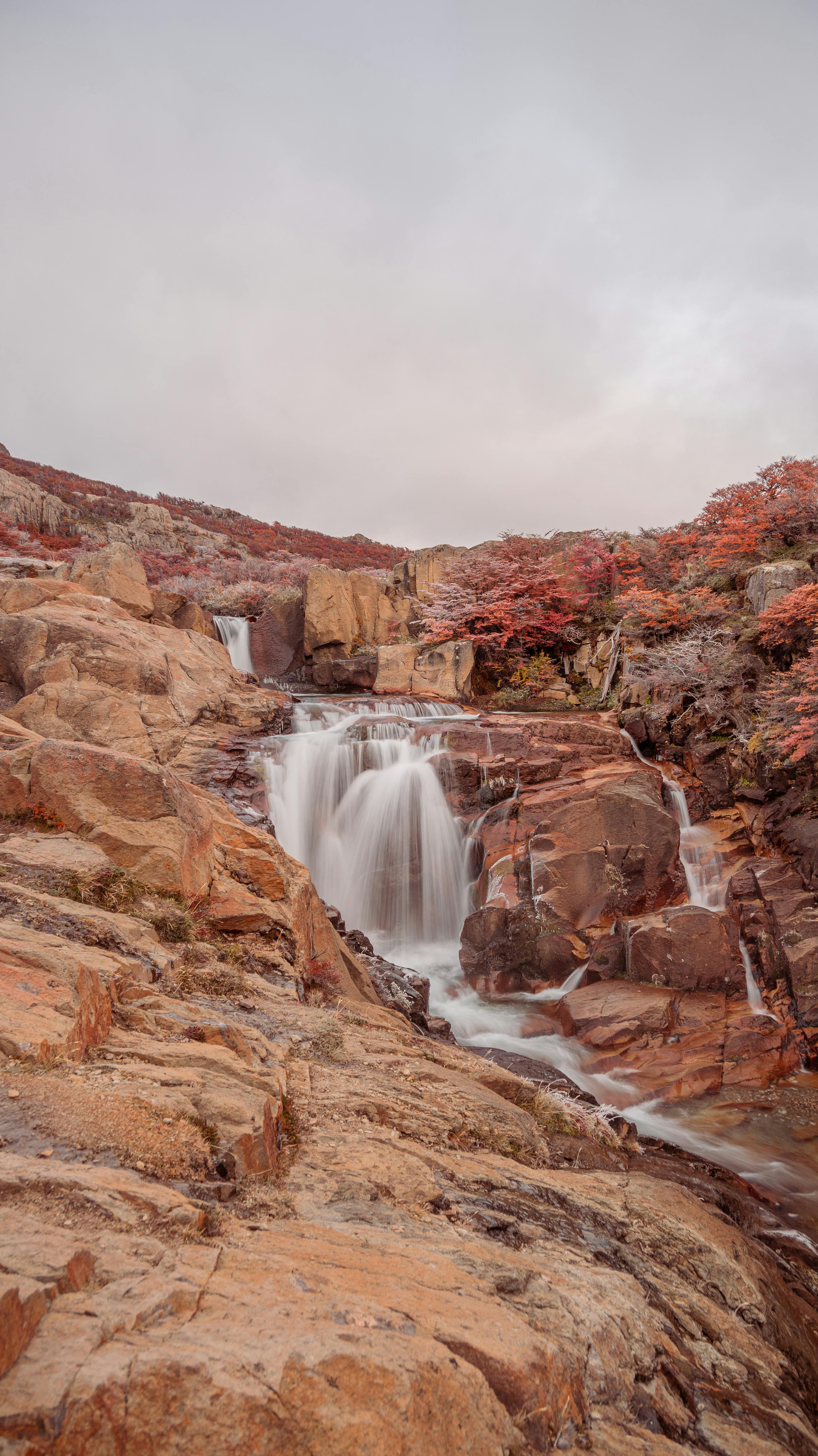 Waterfall Flowing on Red Rocks, Gunlock State Park, Utah, USA · Free ...