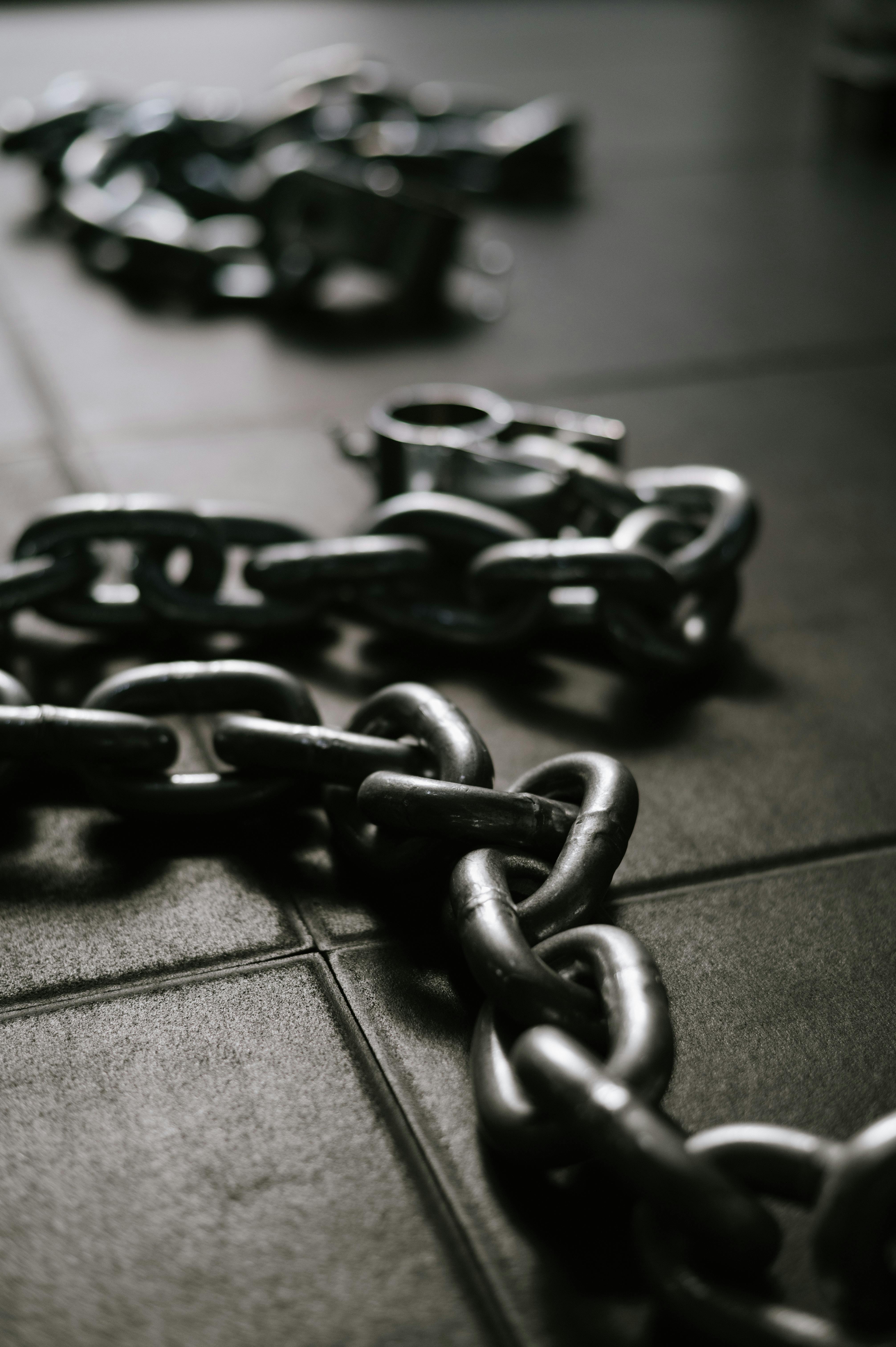 Metal Chain on Floor · Free Stock Photo