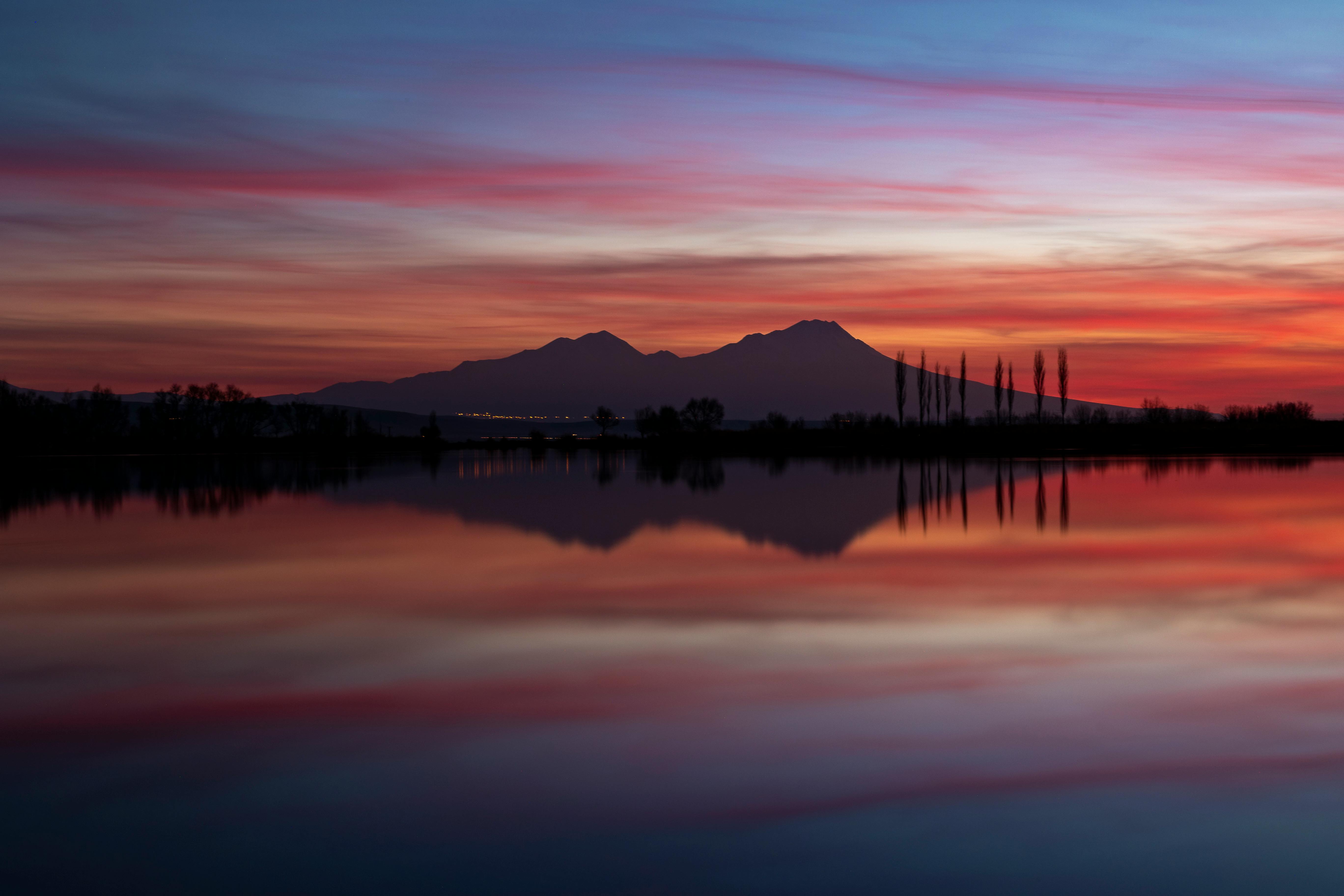 Ücretsiz akşam karanlığı, anadolu, cappadocia, dağlar, göl, gün batımı ...