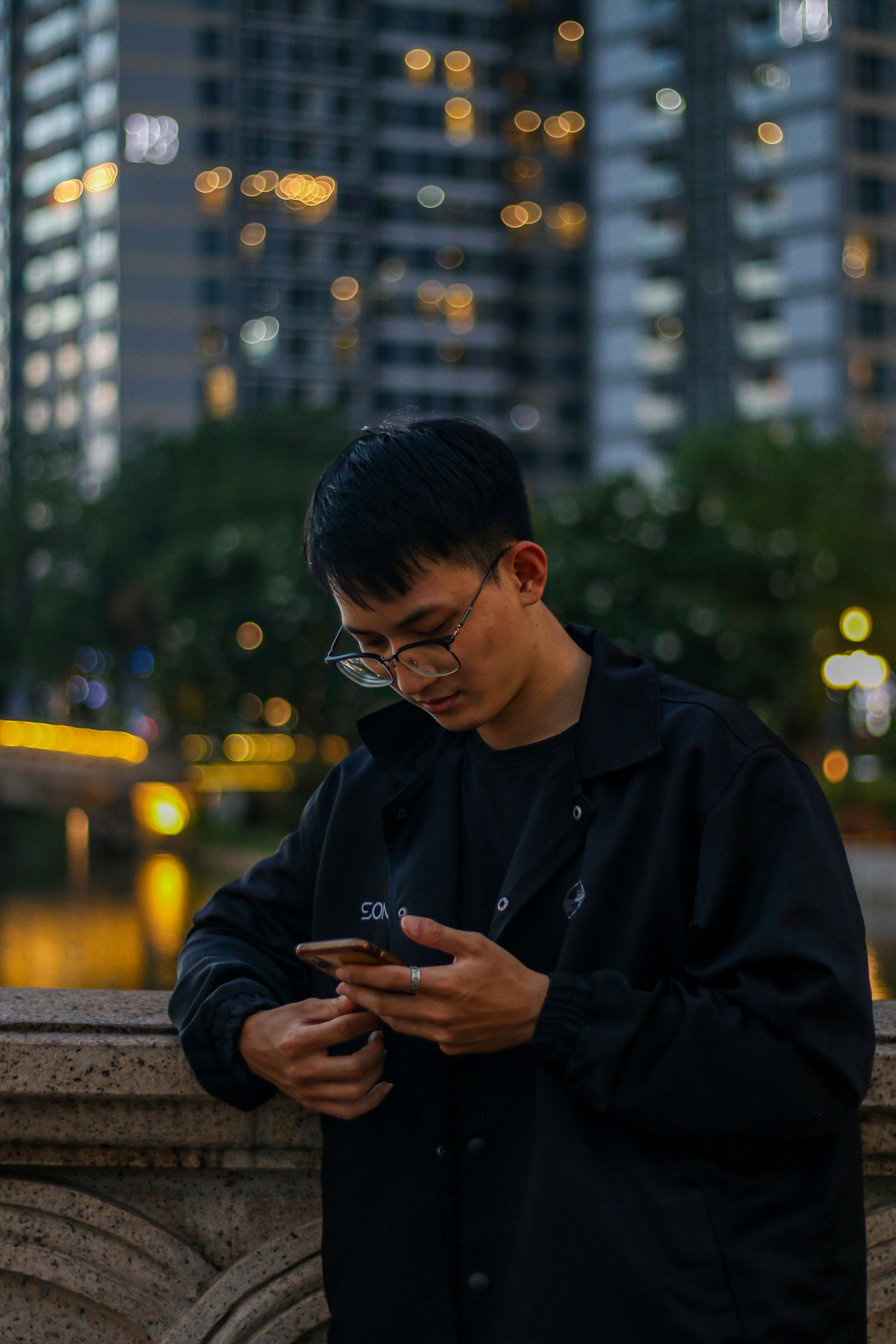 Shot Of Someone Looking Bored, Scrolling On Their Phone Photos ...