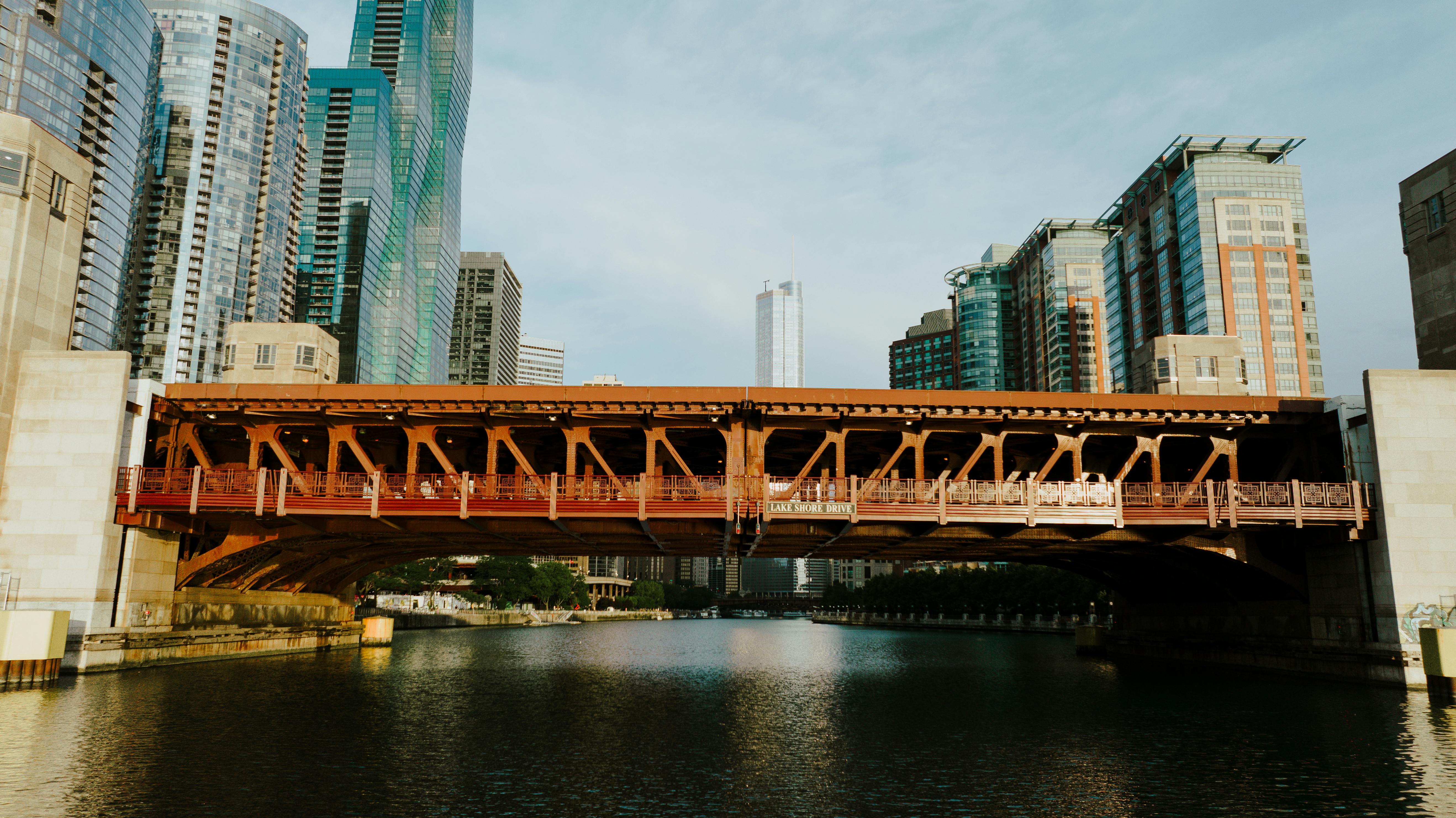 Wells Street Bridge in Chicago · Free Stock Photo