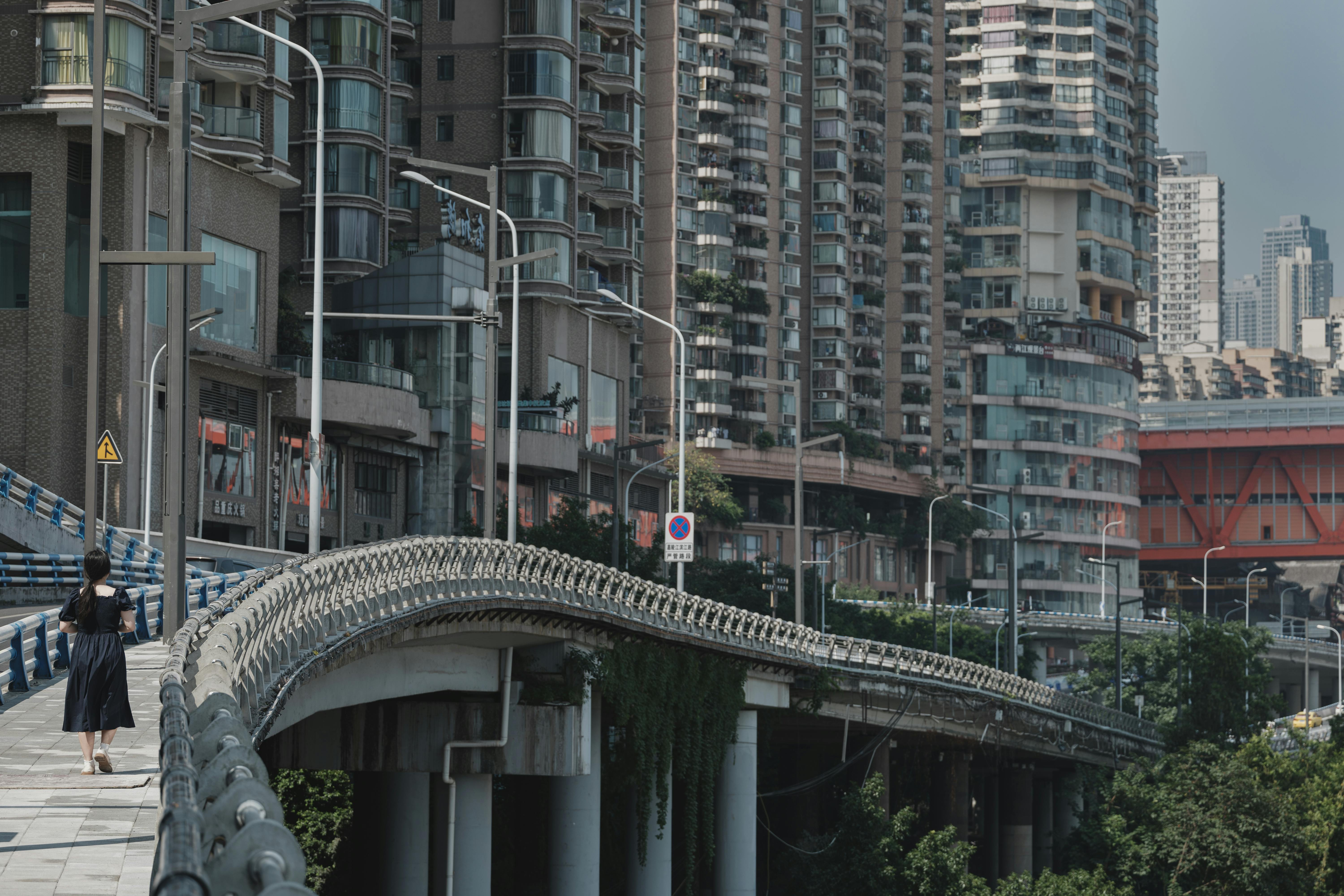 Footbridge near Blocks of Flats · Free Stock Photo